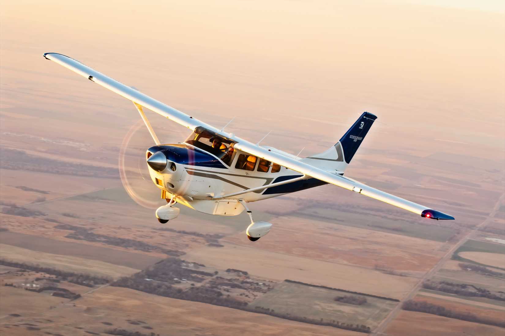 Single Engine Pistons: A Look At The Currently Produced Cessna Single ...