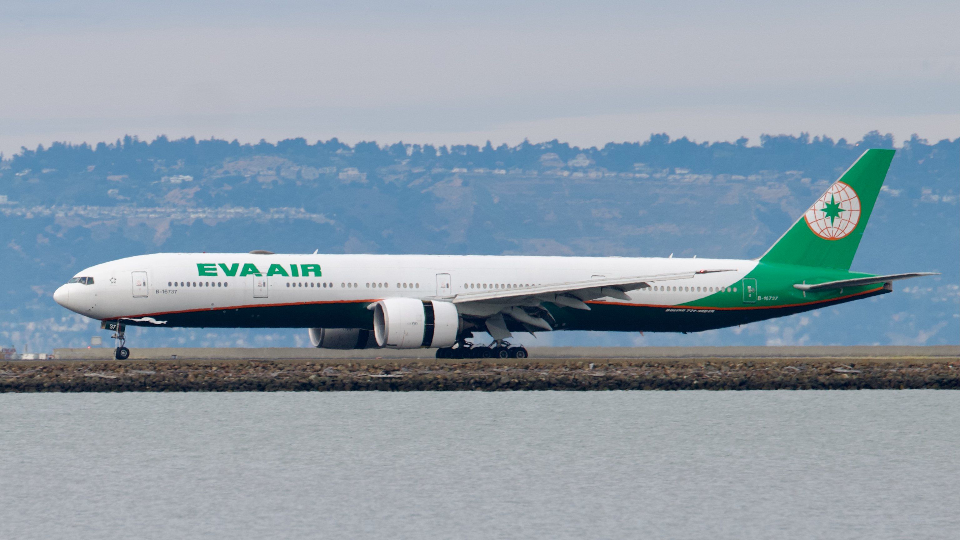The First Of Its Kind: A Guide To EVA Air's Premium Economy Offering