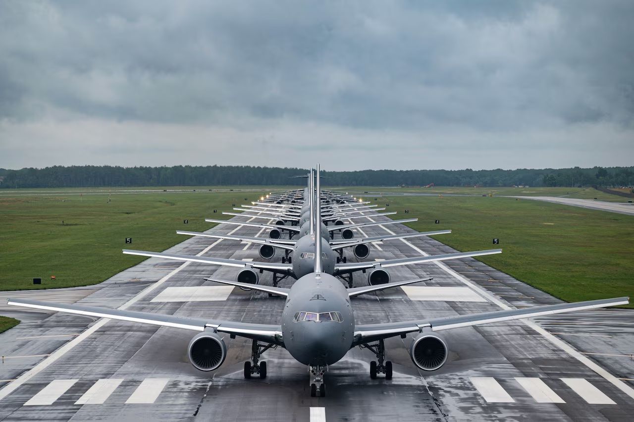 How Long Does Aerial Refueling Take?
