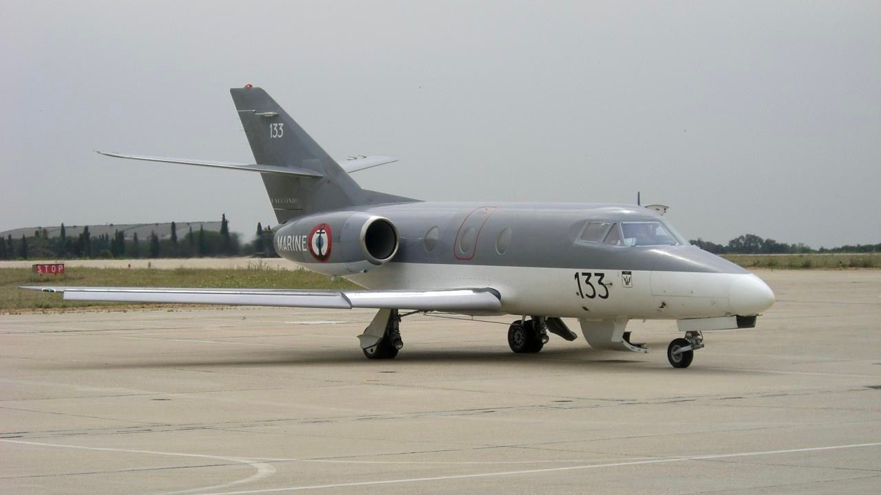 The Fastest Light Private Jet: A Look At The Dassault Falcon 10 Mystère