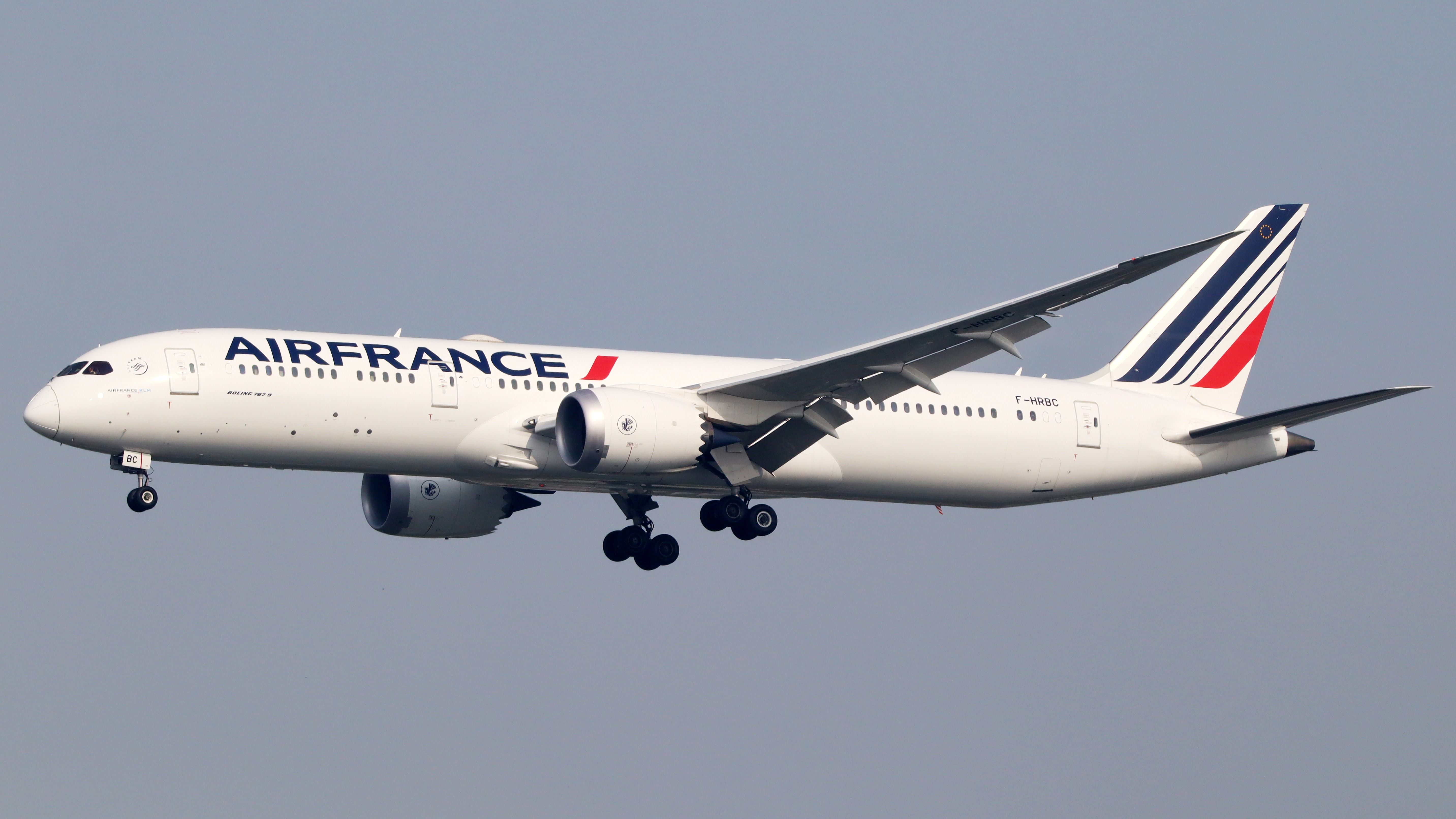 Air France Resumes Paris-Denver Flights With Boeing 787-9 Dreamliner ...