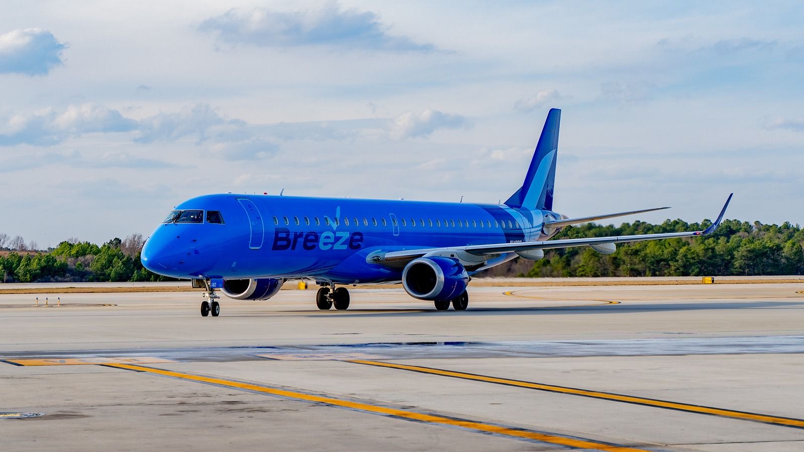 Breeze Airways Plans To End Scheduled Embraer E190 & E195 Service ...