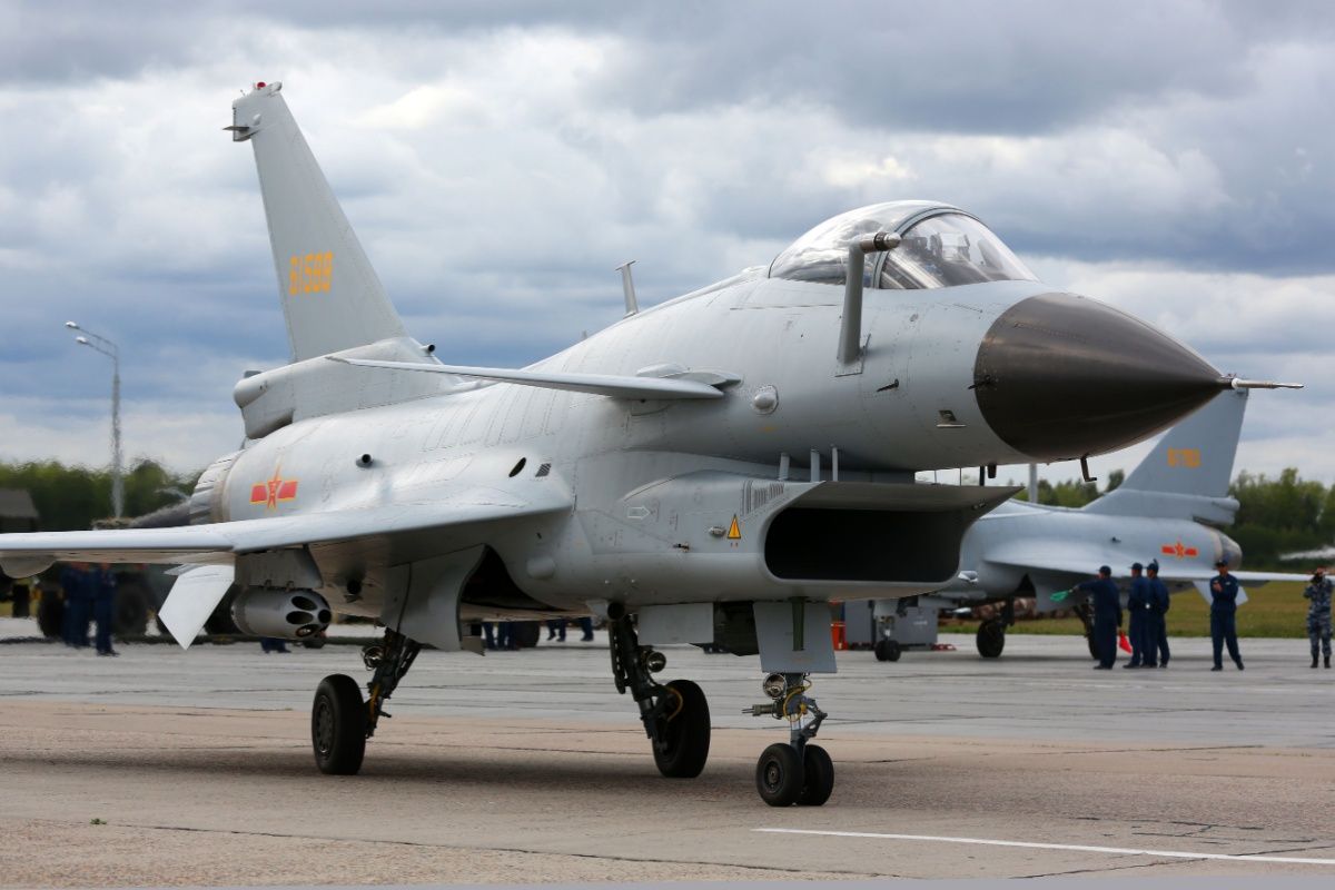 How Much Does The US Navy's MH-60R Seahawk Cost?