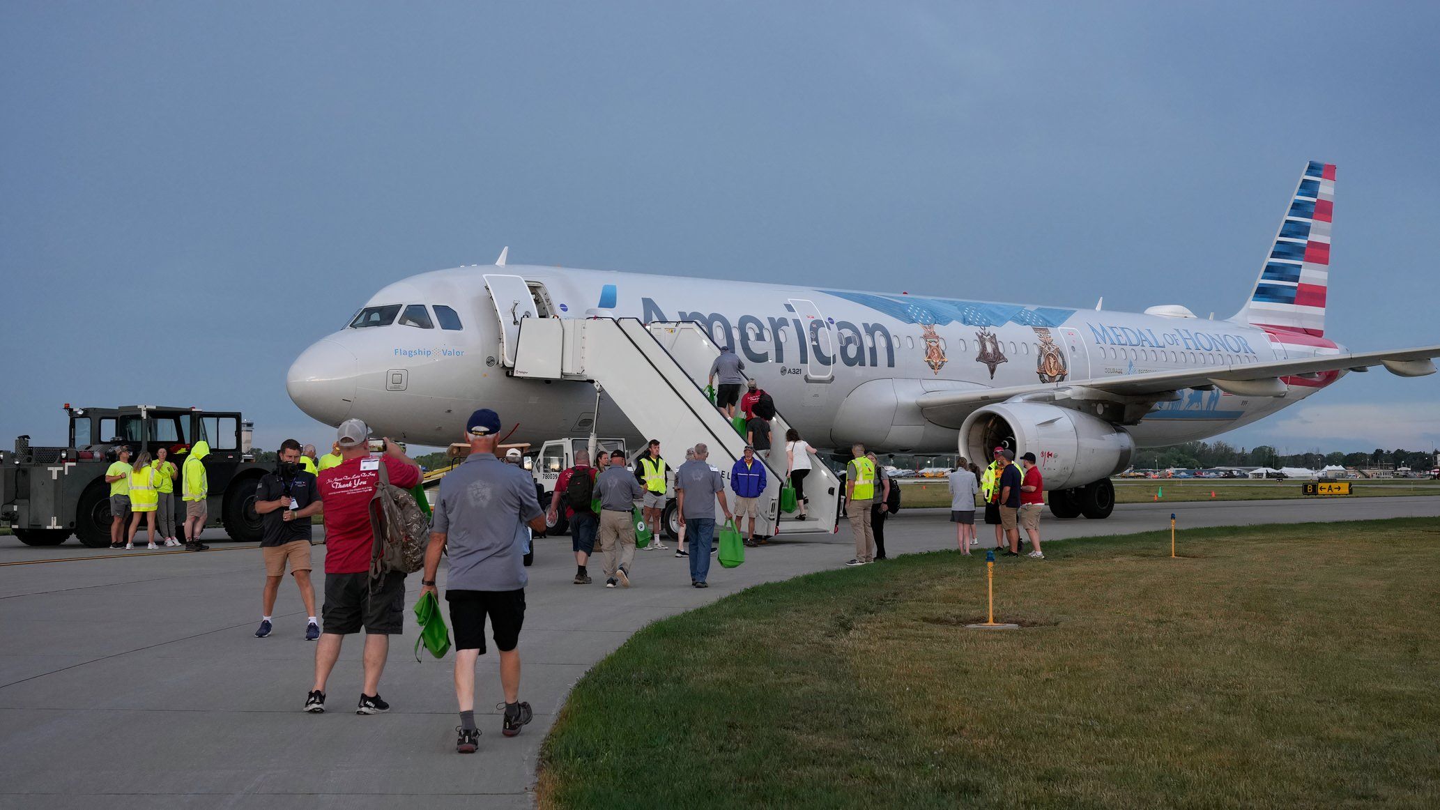 100 Vietnam War Vets Will Take EAA AirVenture Yellow Ribbon Honor ...