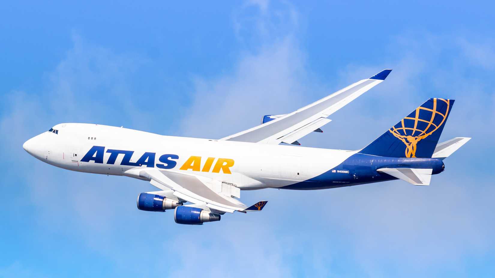 The Boeing 747-400: The Aircraft That Shrunk The World