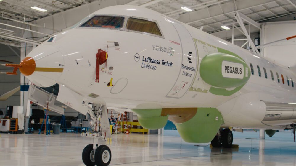 Bombardier Reveals Its Upgraded Global 6000 For The German Defense ...