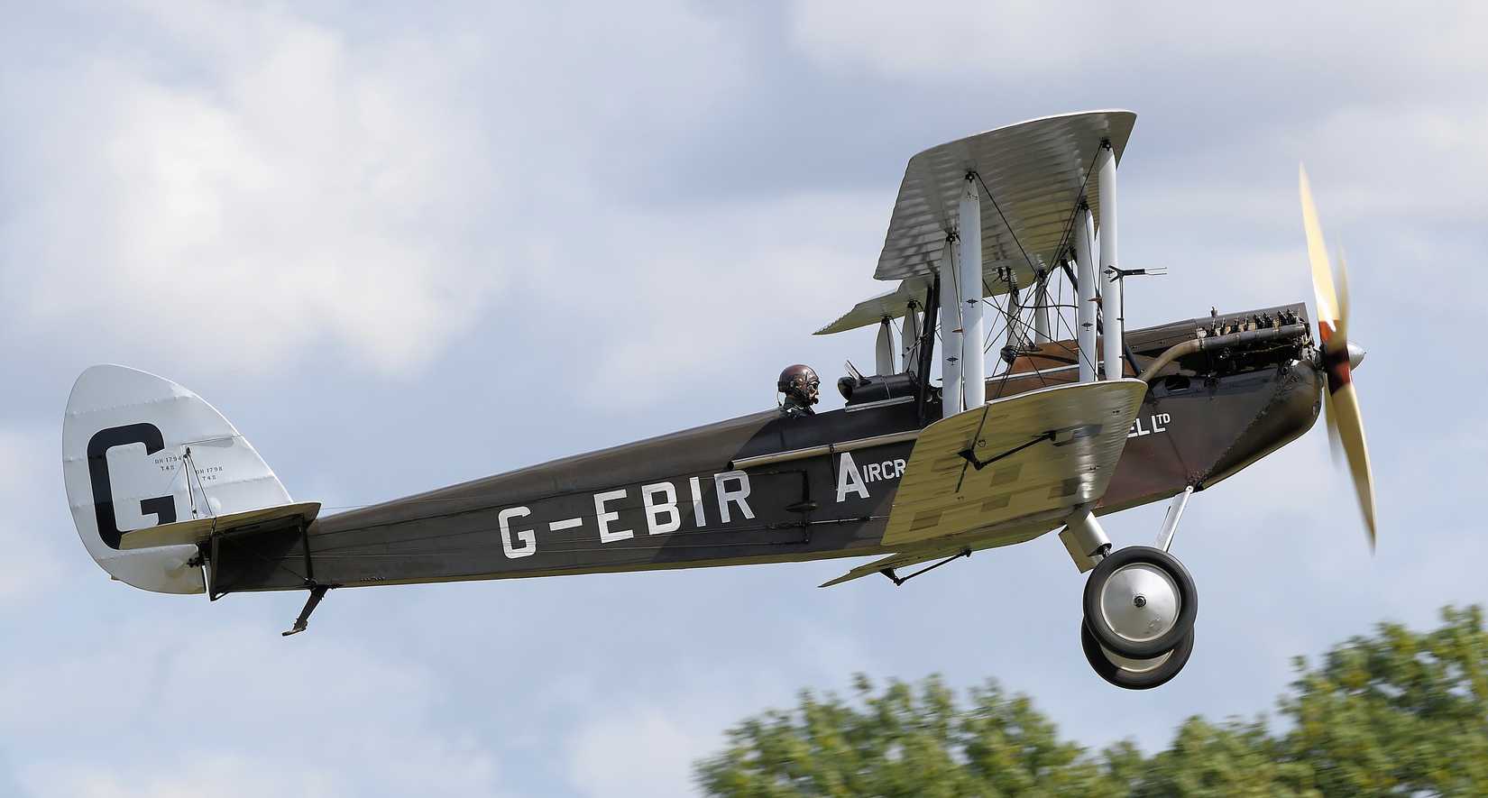 History: The Story Of The World's First International Passenger Flight