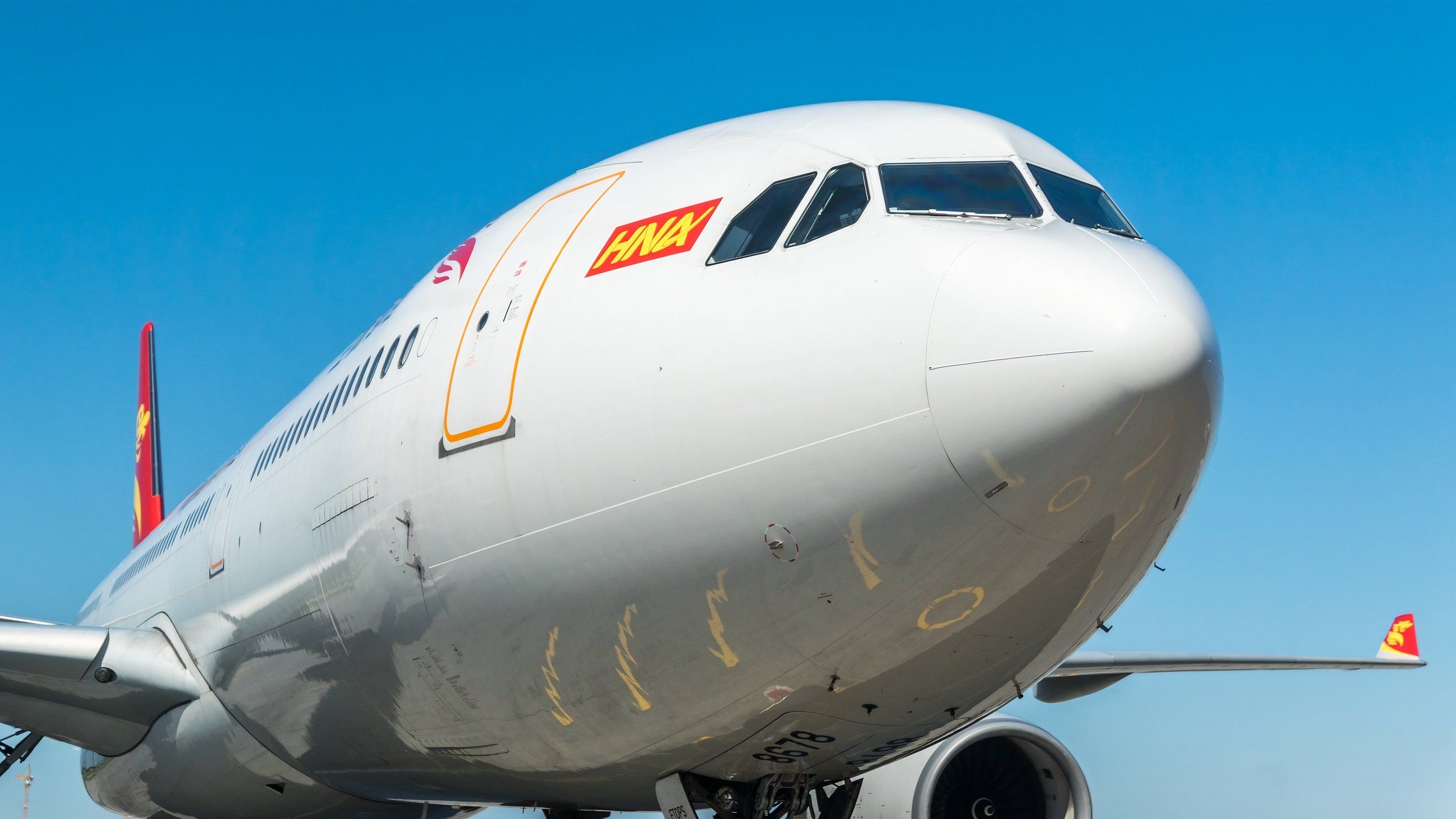 Up To 3 Weekly Flights: London Heathrow Airport’s Least Common Airlines ...