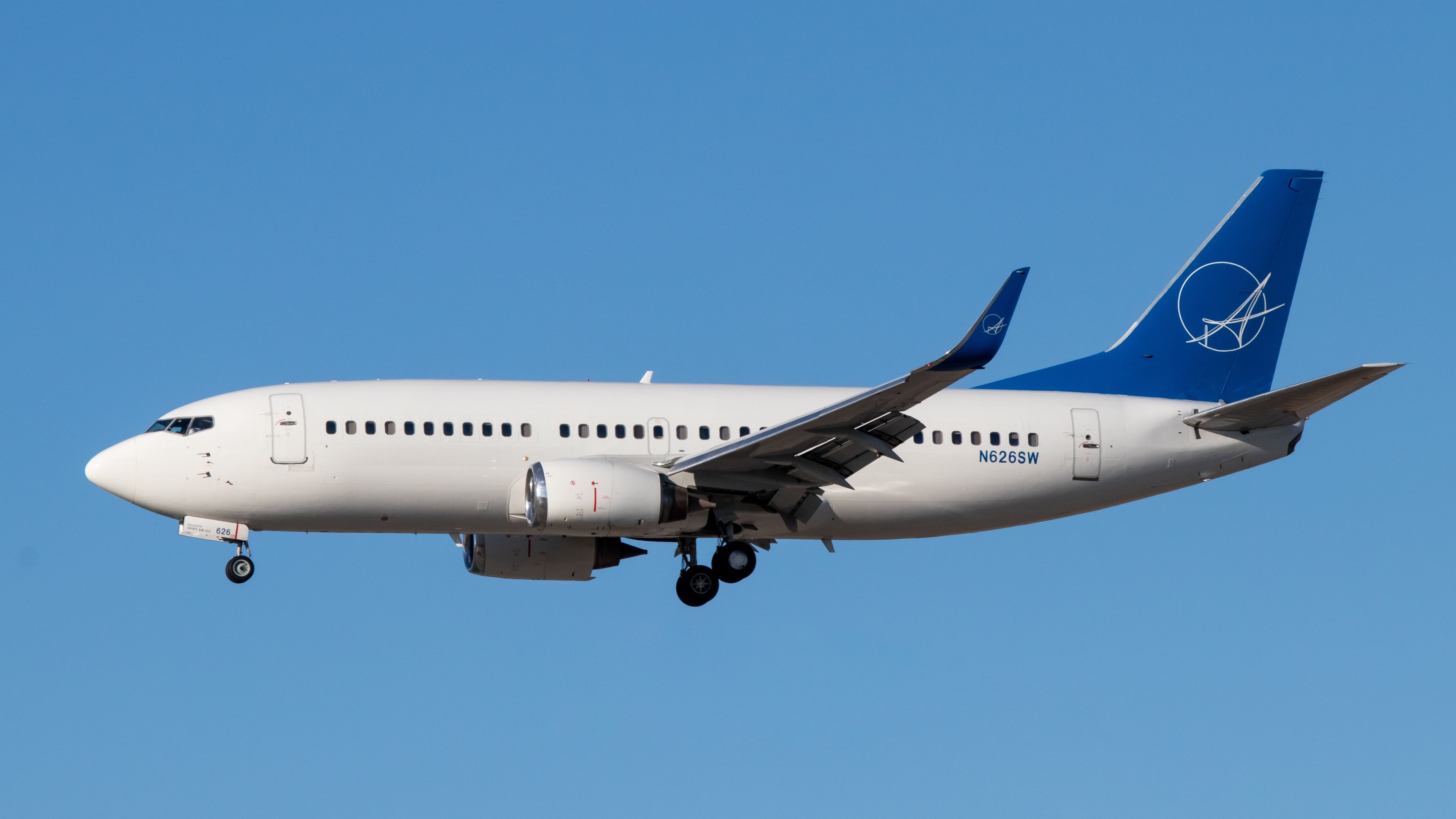 BBQ2024: Trump Vance Campaign Livery Boeing 737 Takes A Short Test ...