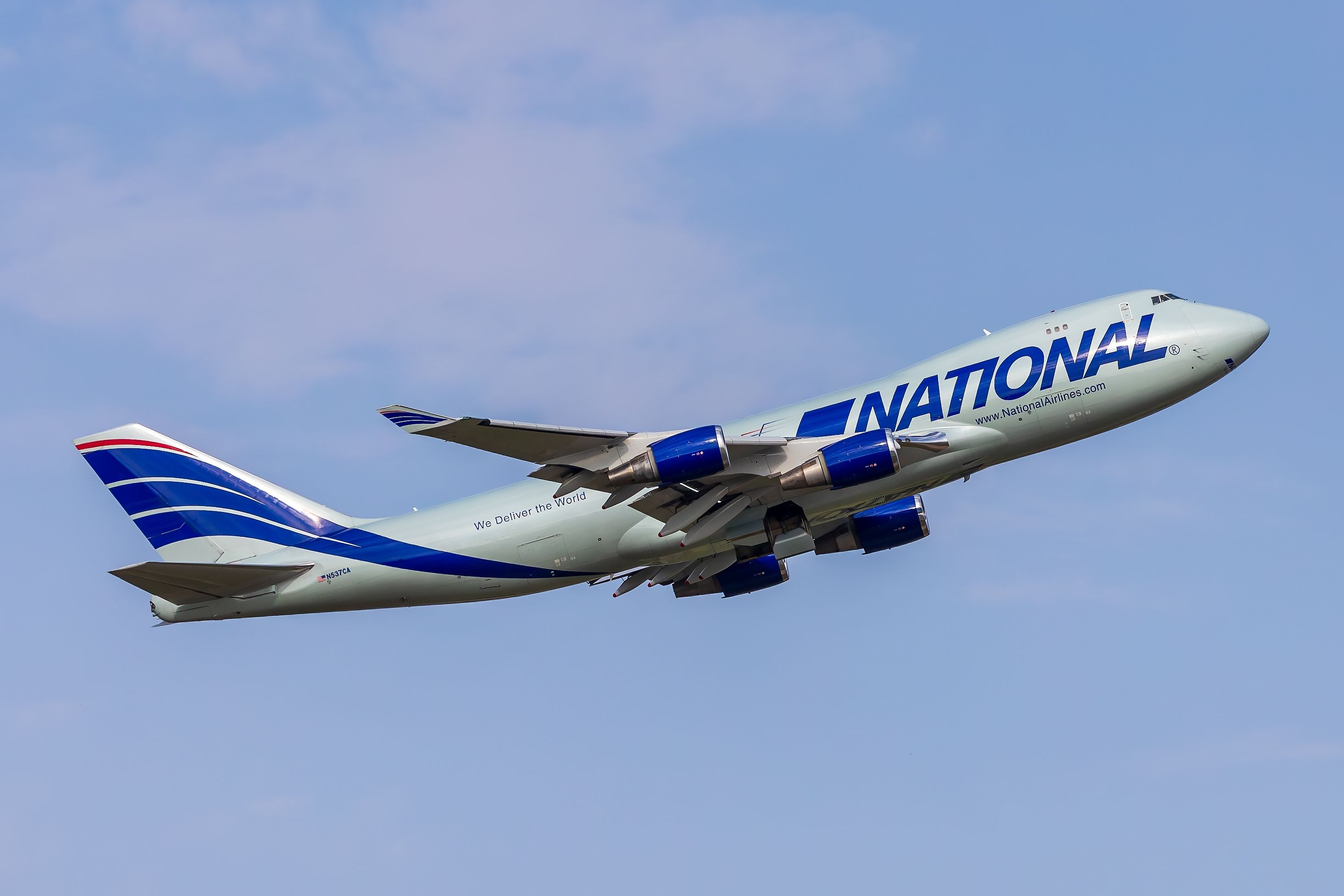 National Airlines Orders 4 Boeing 777-200 Freighters At Farnborough ...