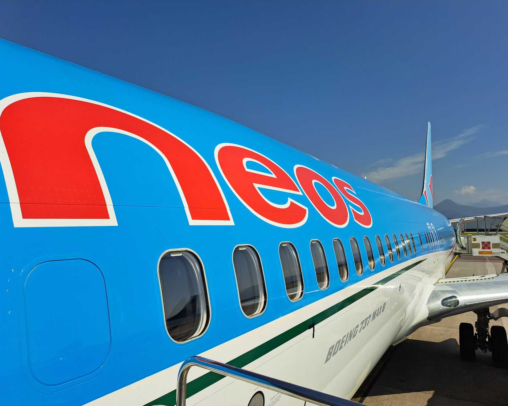 11+ Hours: A Look At Neos' New 1-Stop Boeing 737 India Flights
