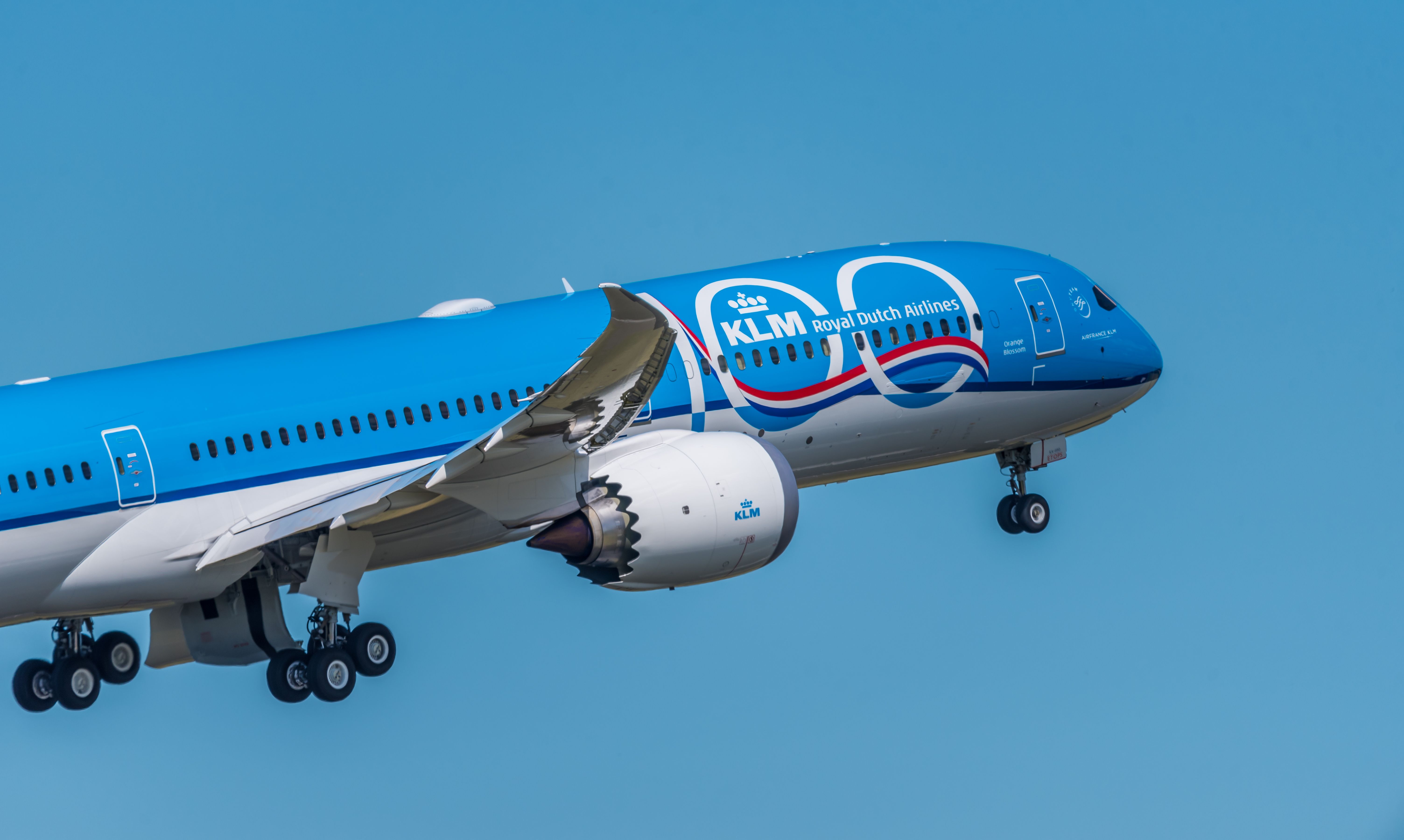 Examined: The 6 Aircraft Types Currently Used By KLM On the Dutch Flag ...
