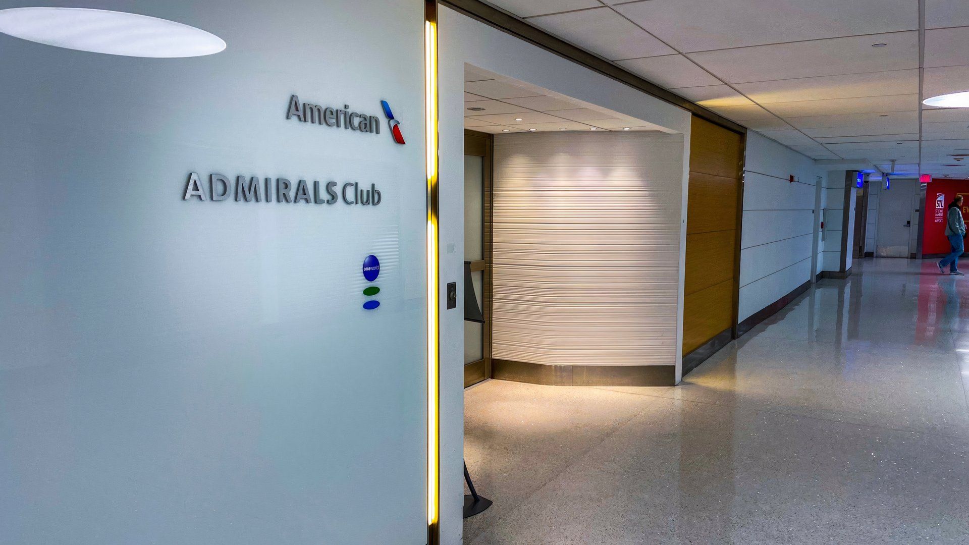 All The Ways To Access American Airlines' Admirals Club