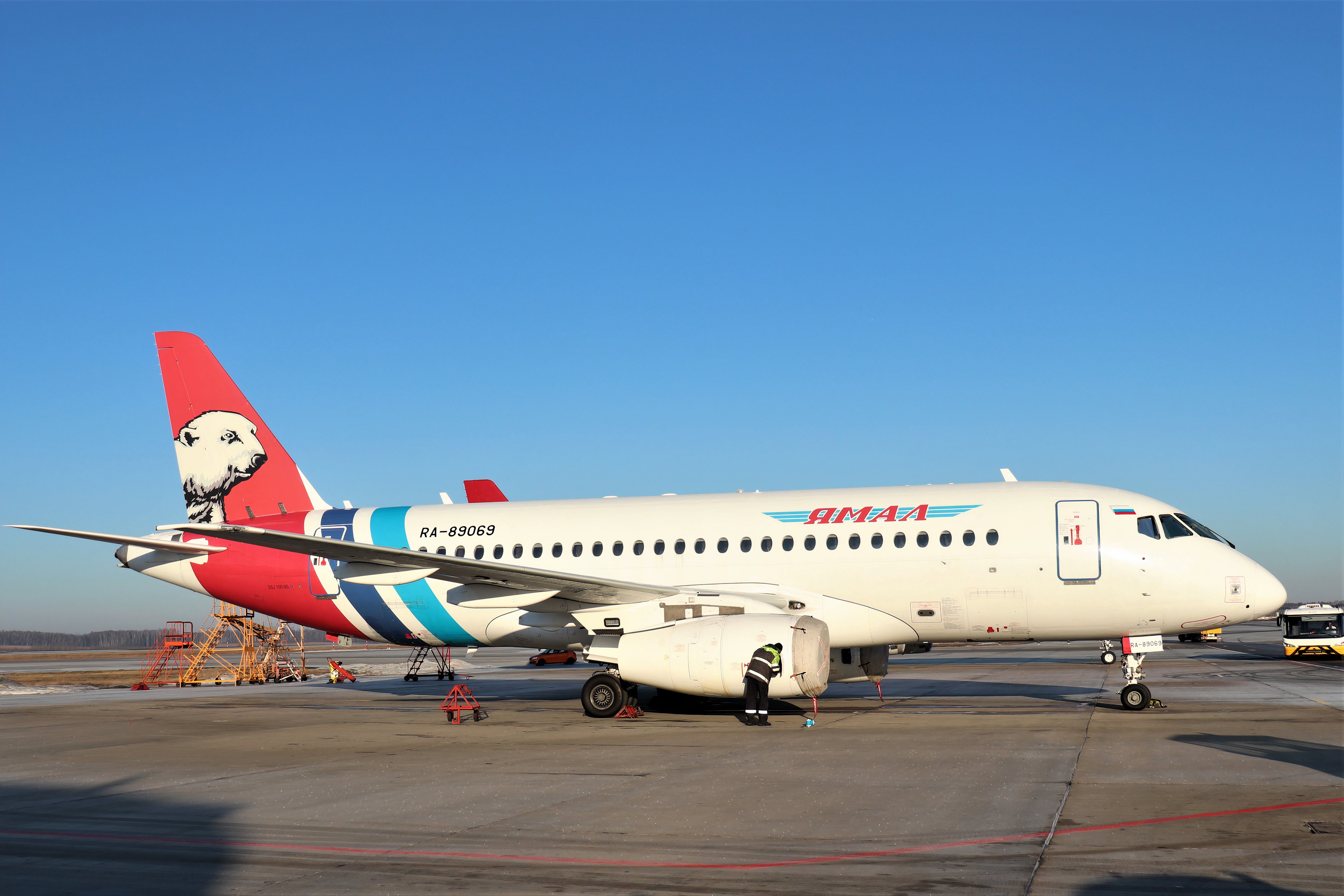 13 Years Since It Entered Service: Who Flies The Sukhoi Superjet Today?