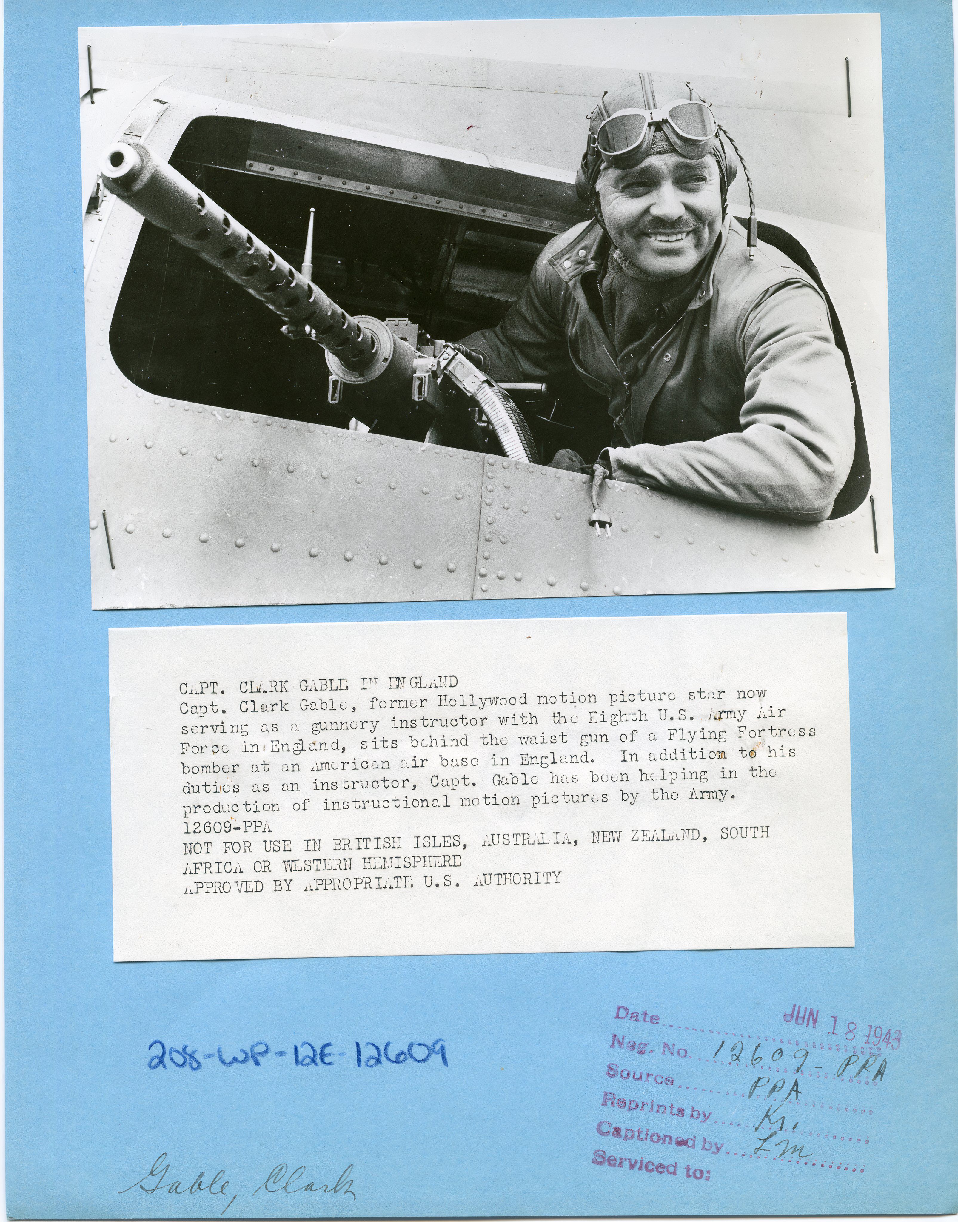 Bravery In The Skies: Clark Gable’s Service As A WWII Boeing B-17 ...