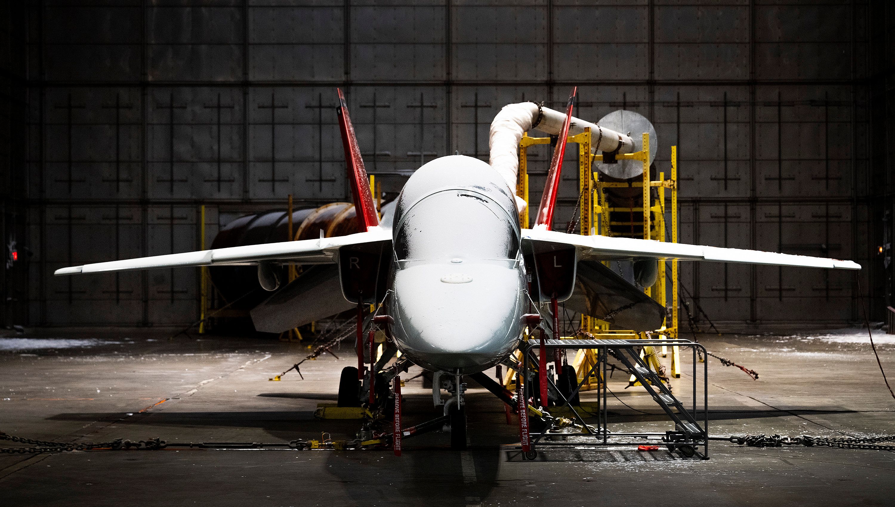 What Is The Difference Between The USAF's New T-7 Red Hawk Trainer ...