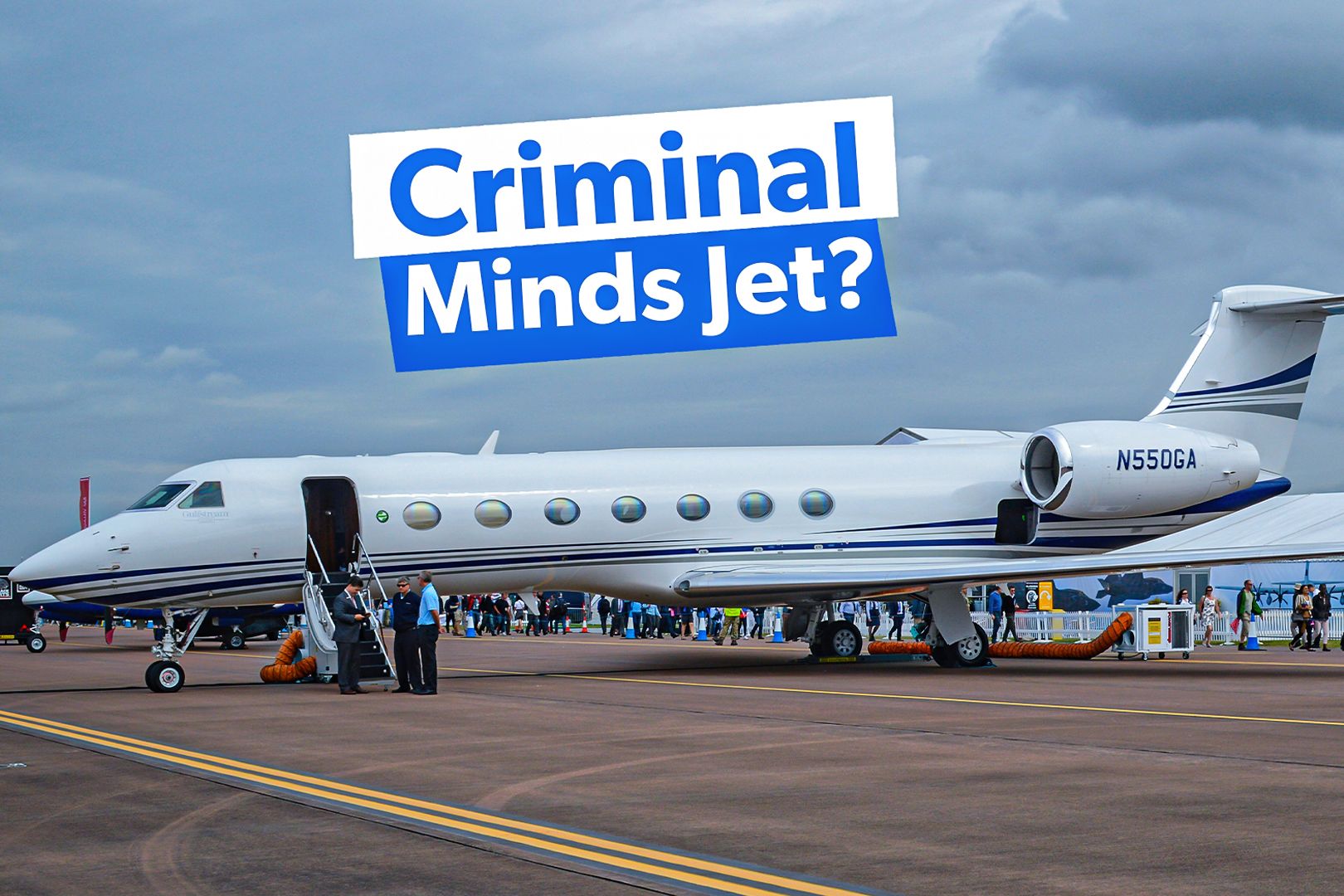 American Airlines Boeing 737-800 Dislodges From Gate Due To Severe ...