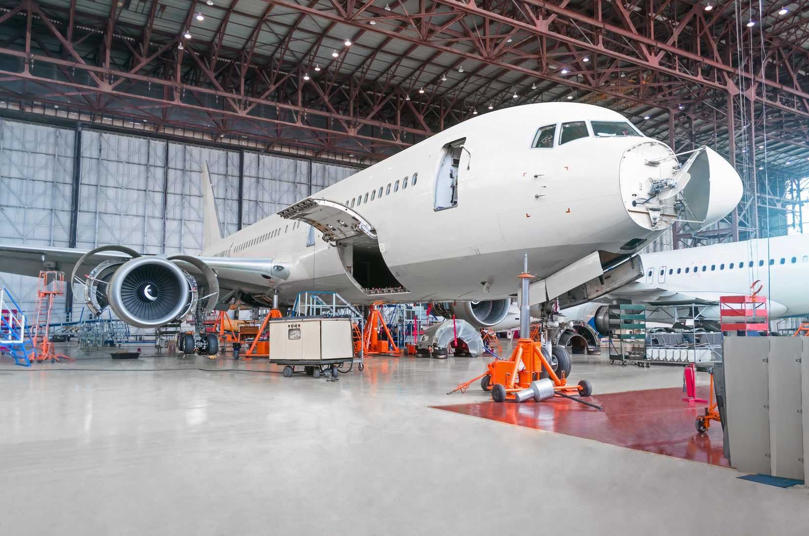Examined: 5 Reasons Why Hail Poses A Danger To Aircraft