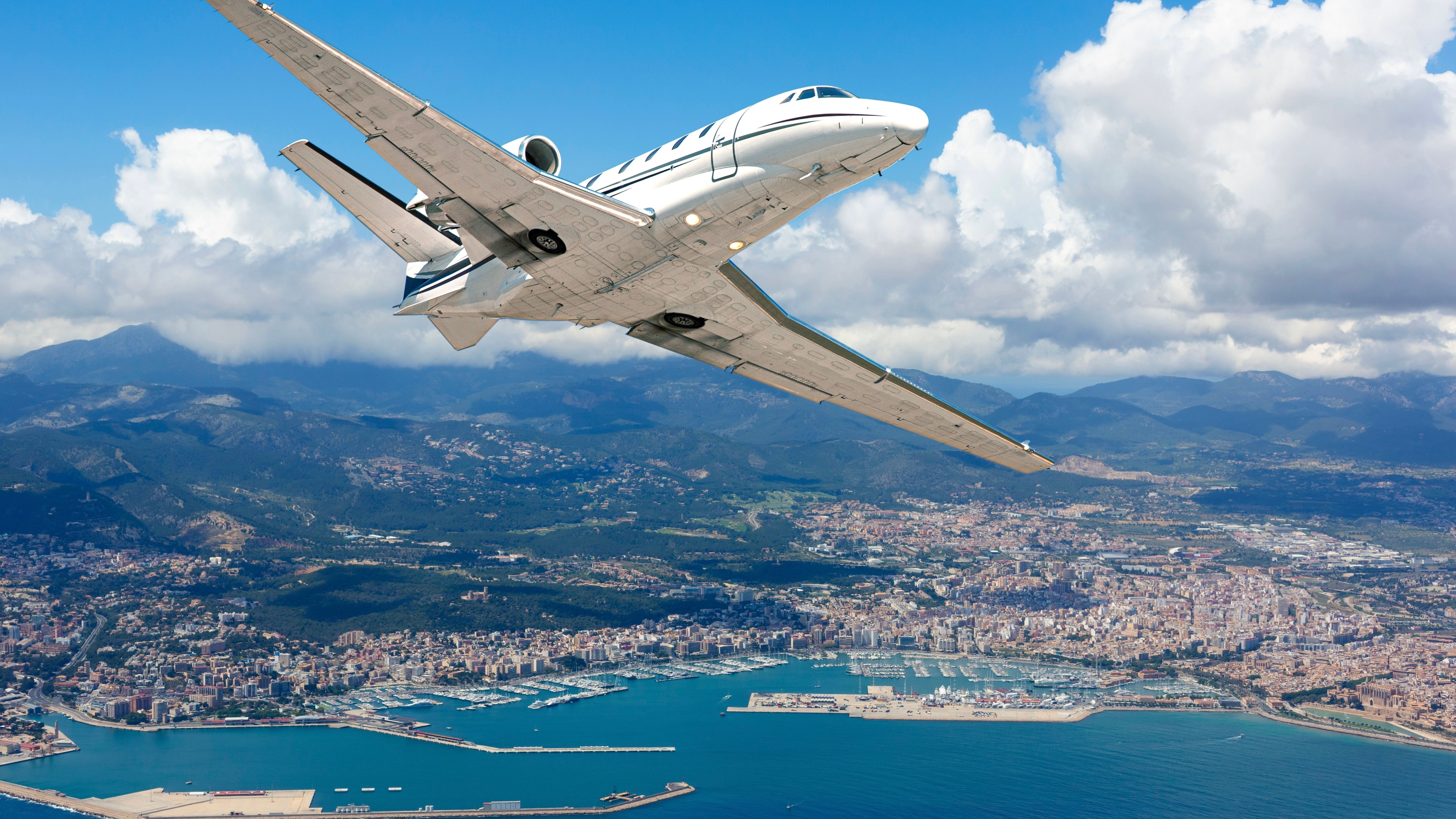 How To Plan A Private Jet Flight In The USA