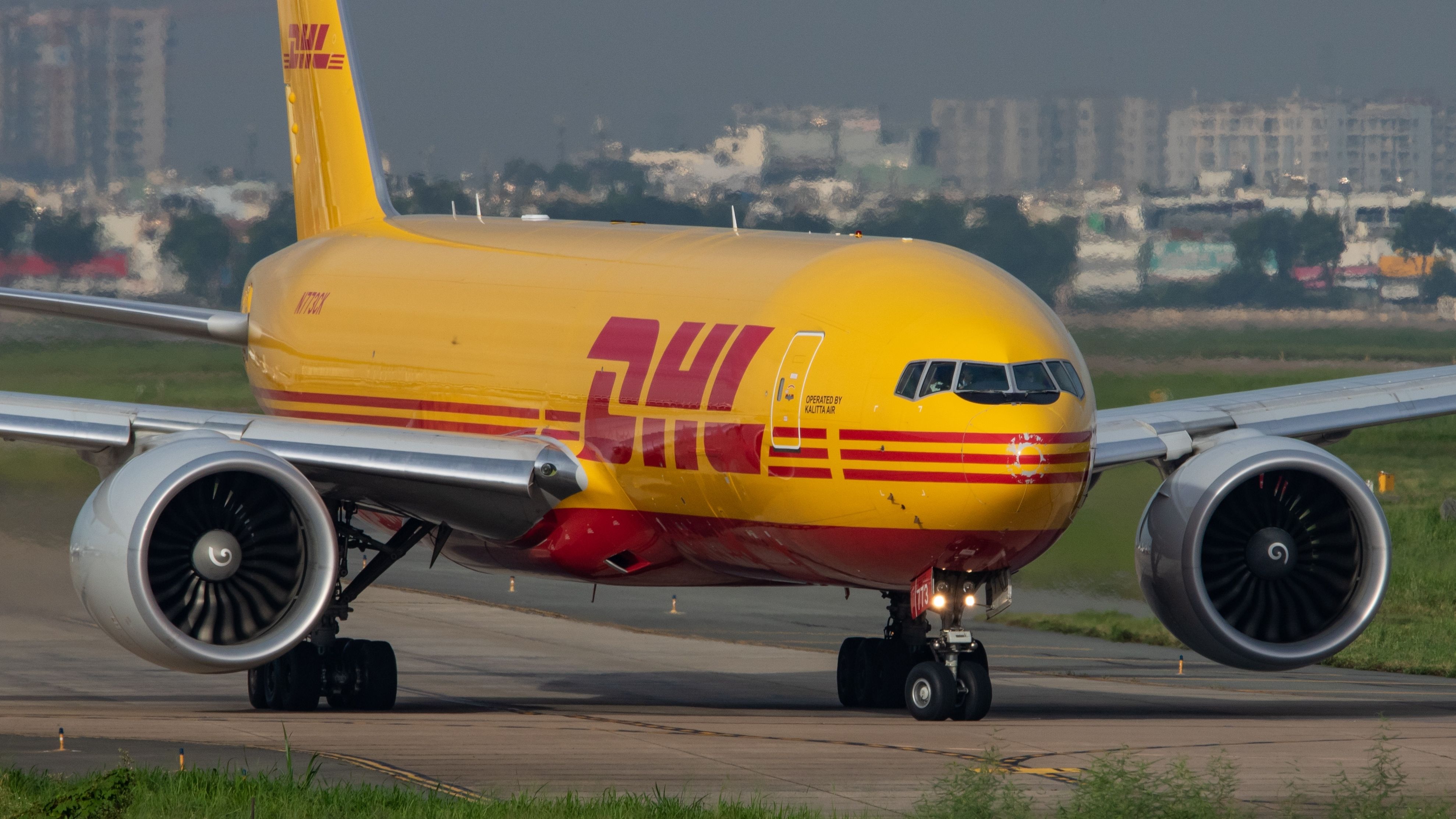DHL Stunned: Belgium Considers Banning Boeing 777s For Being Too Noisy Favoring A300s