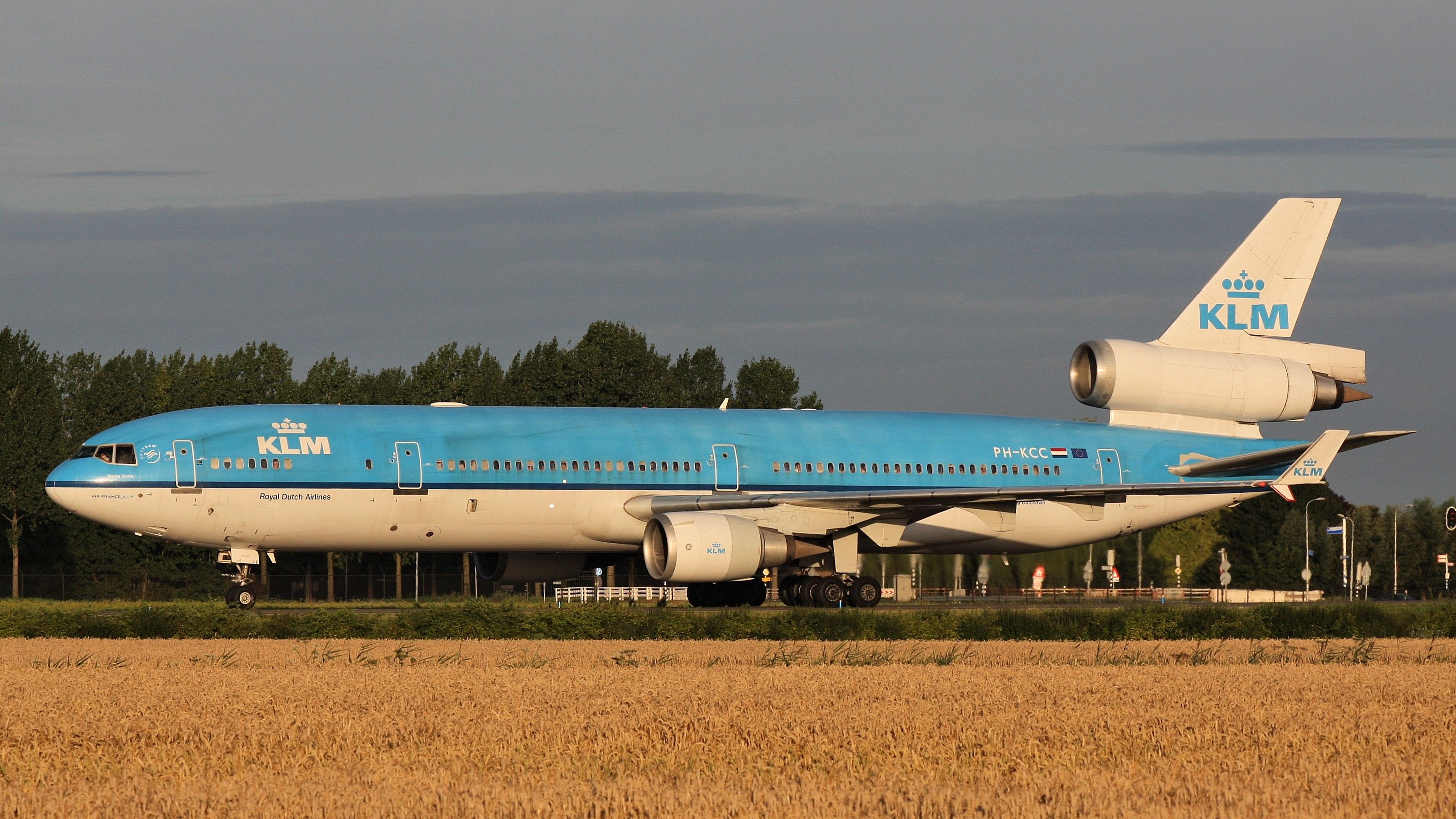 Which Retired Passenger Aircraft Do You Wish You Had Had The Chance To ...