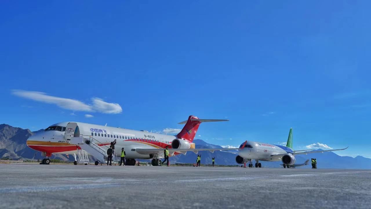 COMAC Expands In Southeast Asia With New Offices In Hong Kong And Singapore