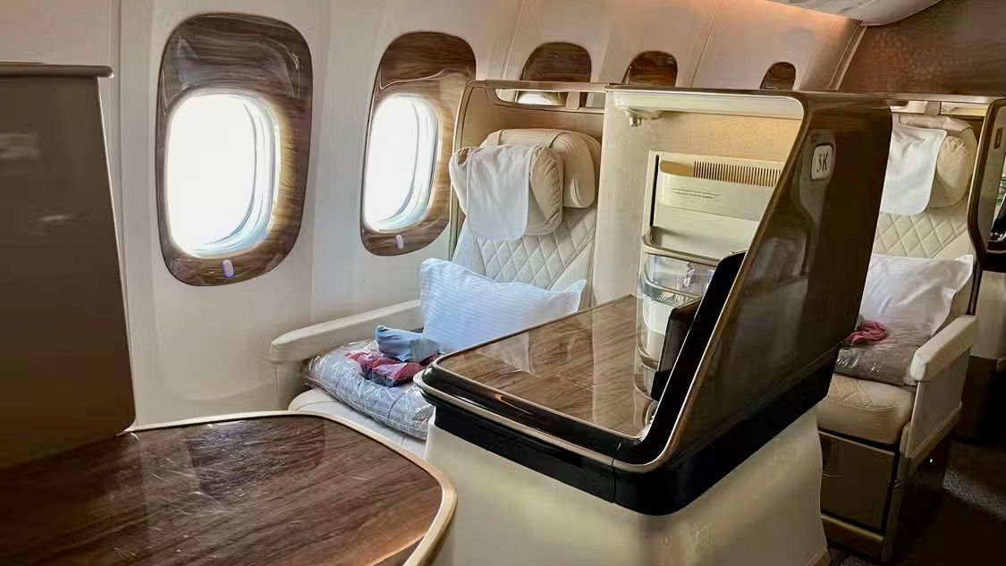 Inside Emirates’ Refurbished Boeing 777-300ER With Premium Economy ...