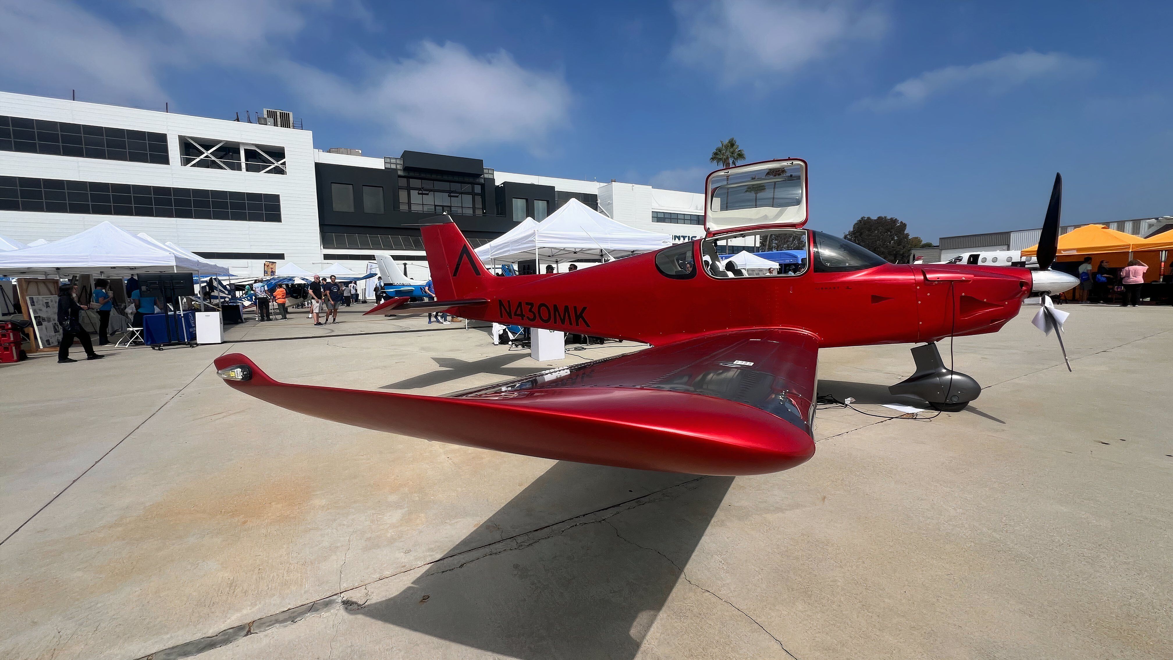 Airhart Aeronautics Unveils Its New Airhart Sling Aircraft