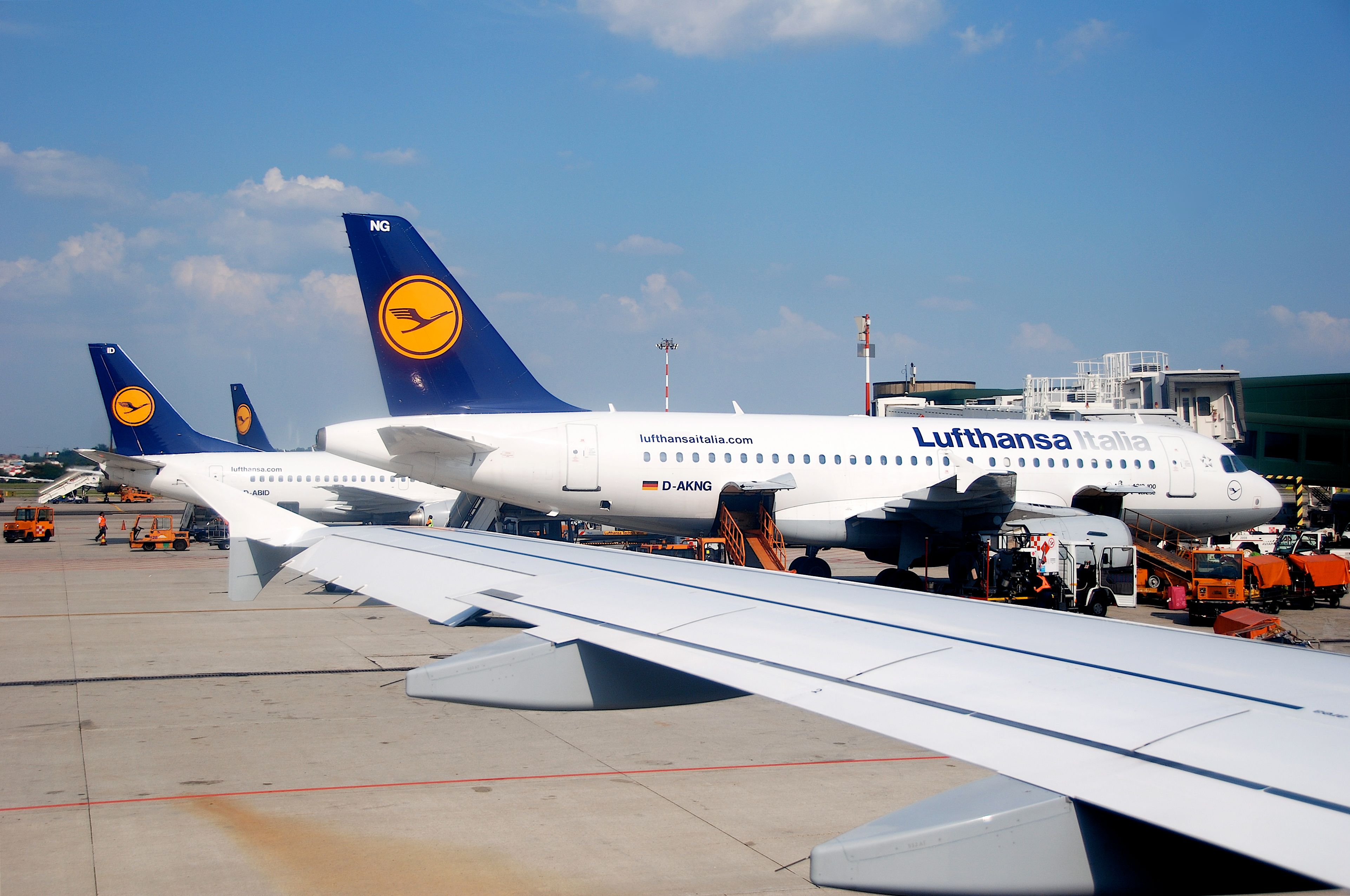 What Happened To Lufthansa Italia?
