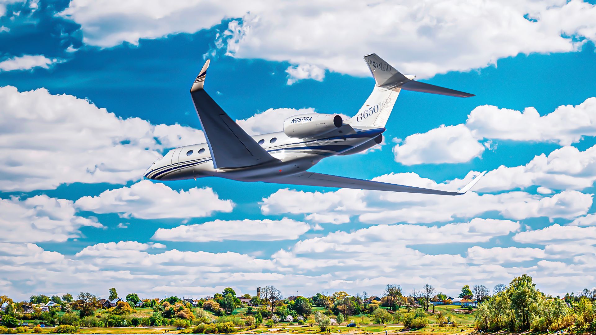 Microsoft Founder: A Look At The Private Jets Of Bill Gates