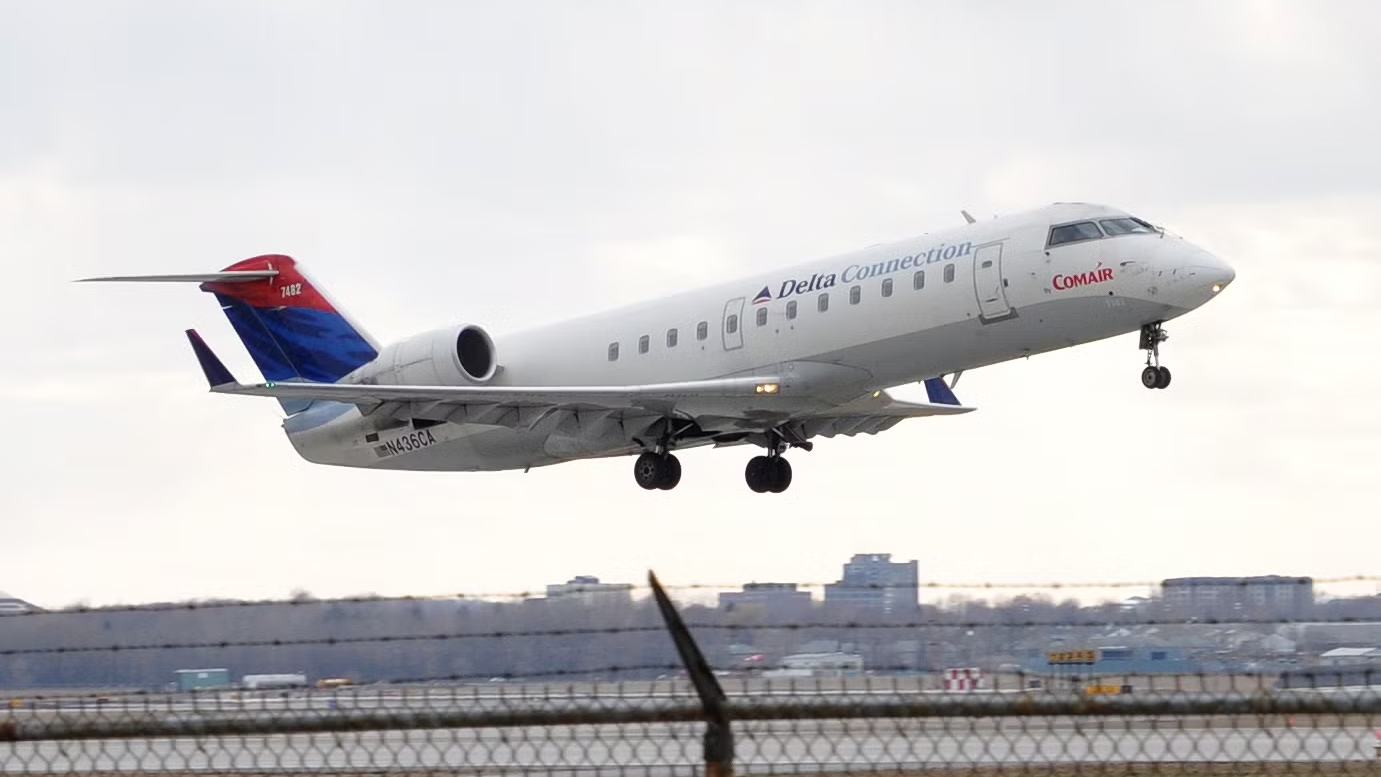 Once The World's Largest Regional Airline: What Happened To US Carrier ...