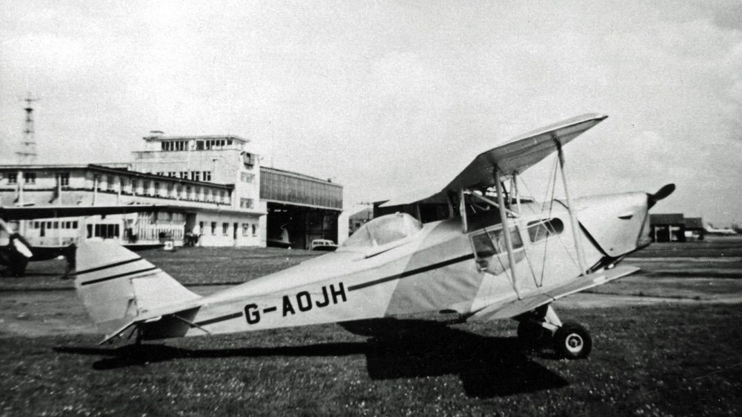 A Closer Look At The De Havilland Fox Moth