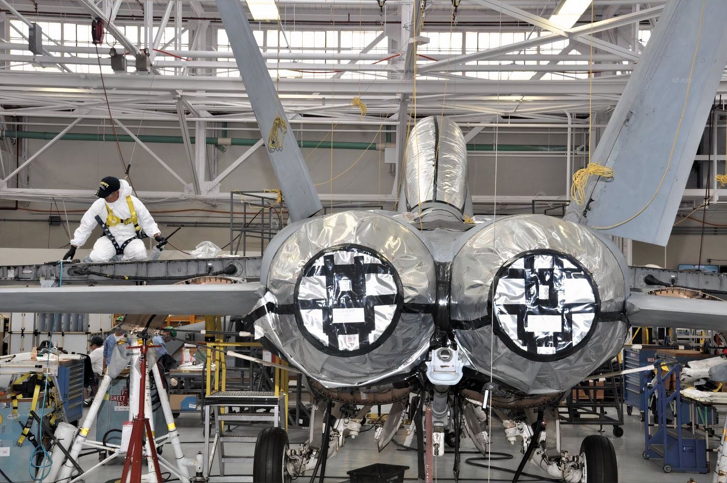 How US Navy Air Bases Maintain Aircraft & Support Fleet Readiness