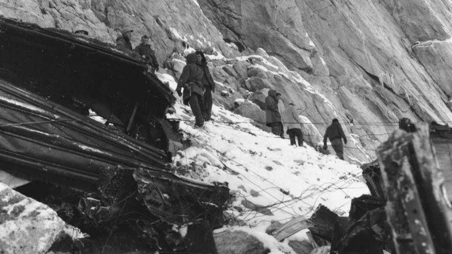 United Air Lines Flight 409: A Cabin Crew Perspective