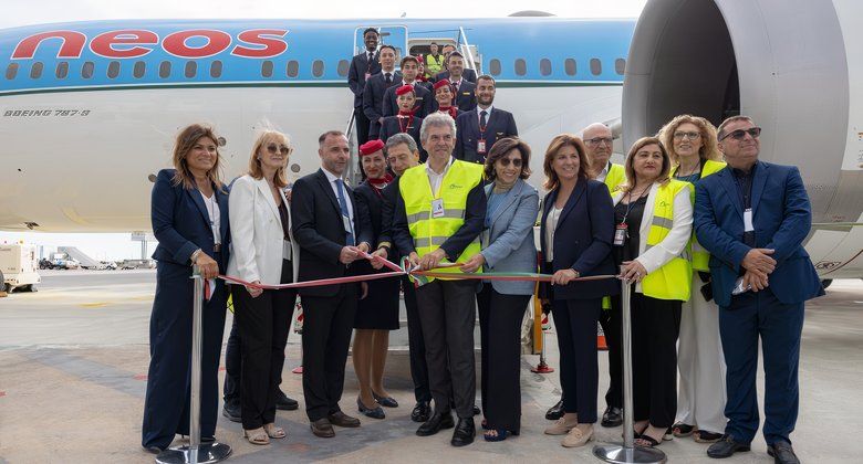 Record Breaking: United Airlines Plans To Serve 32 European Airports ...