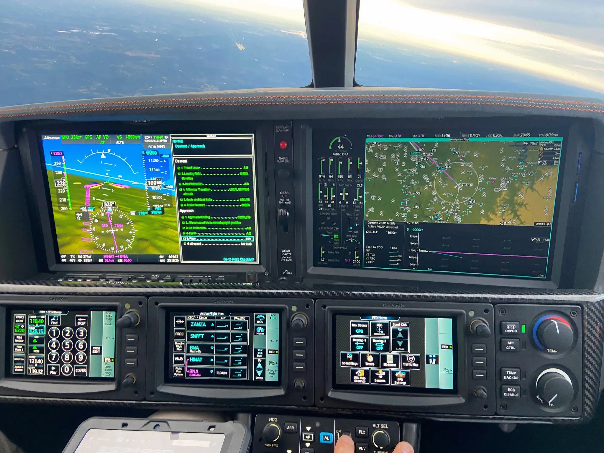 7 Features That Make The Cirrus Vision Jet So Popular