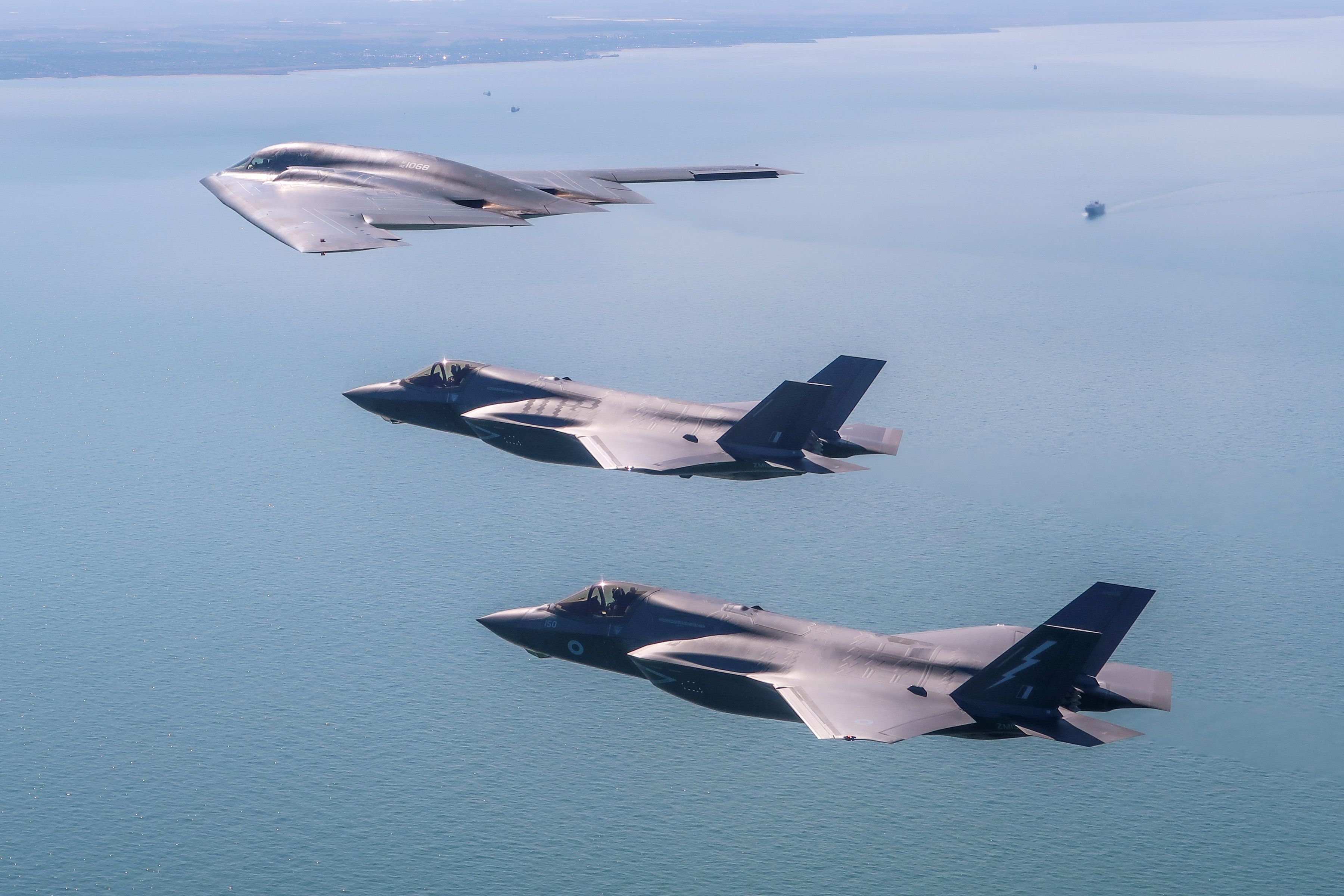 Which Aircraft Can Carry The US Air Force's 30,000-Pound Massive ...