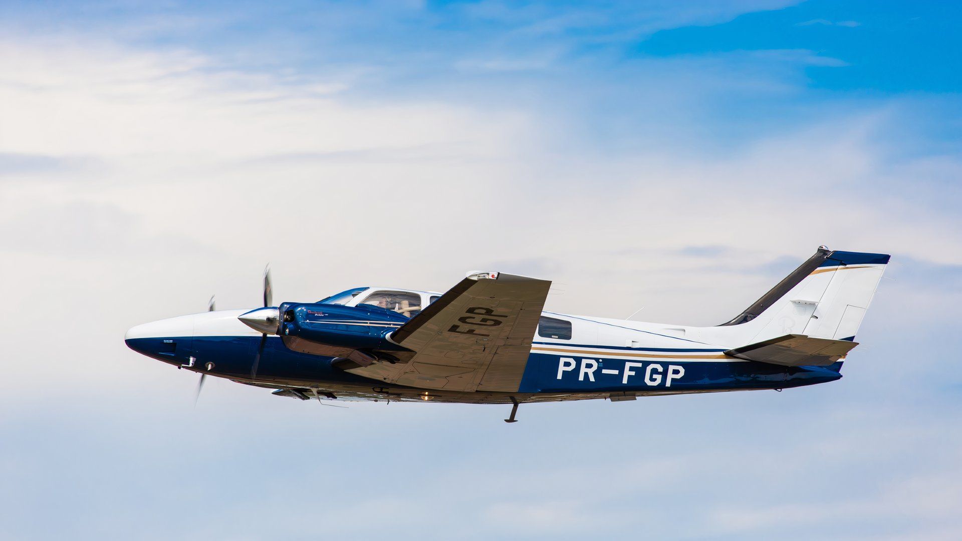 The Baron: Beechcraft's Twin Engine Piston Plane