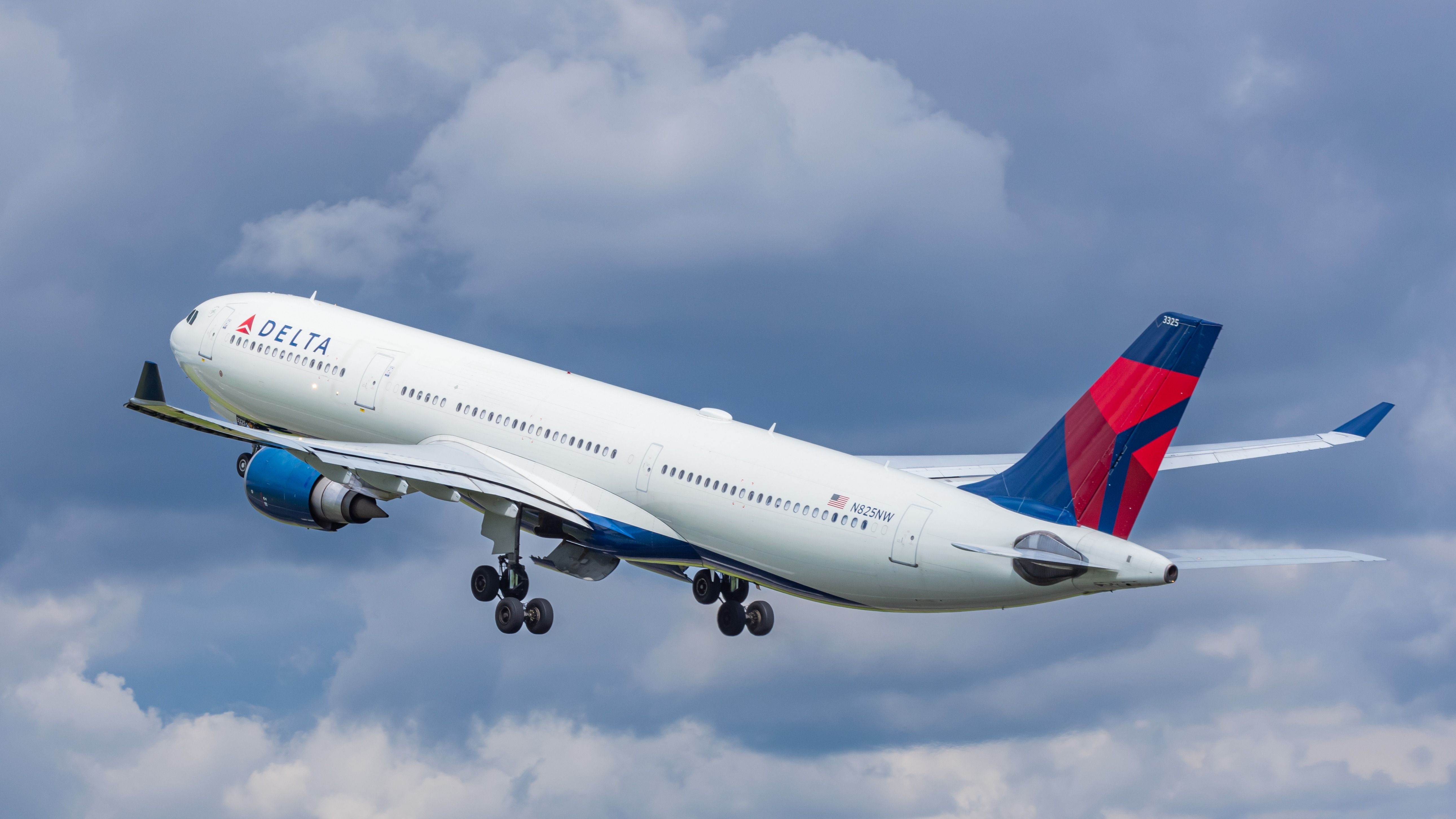 Airbus A330 300 Delta Inside Airbus A330 300 Editorial Photography.