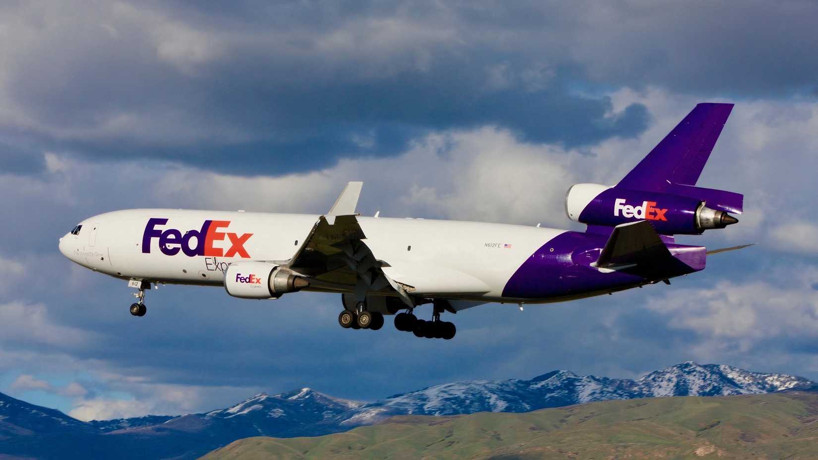 Which Pratt & Whitney Engine Powers 5 Different Aircraft Types?