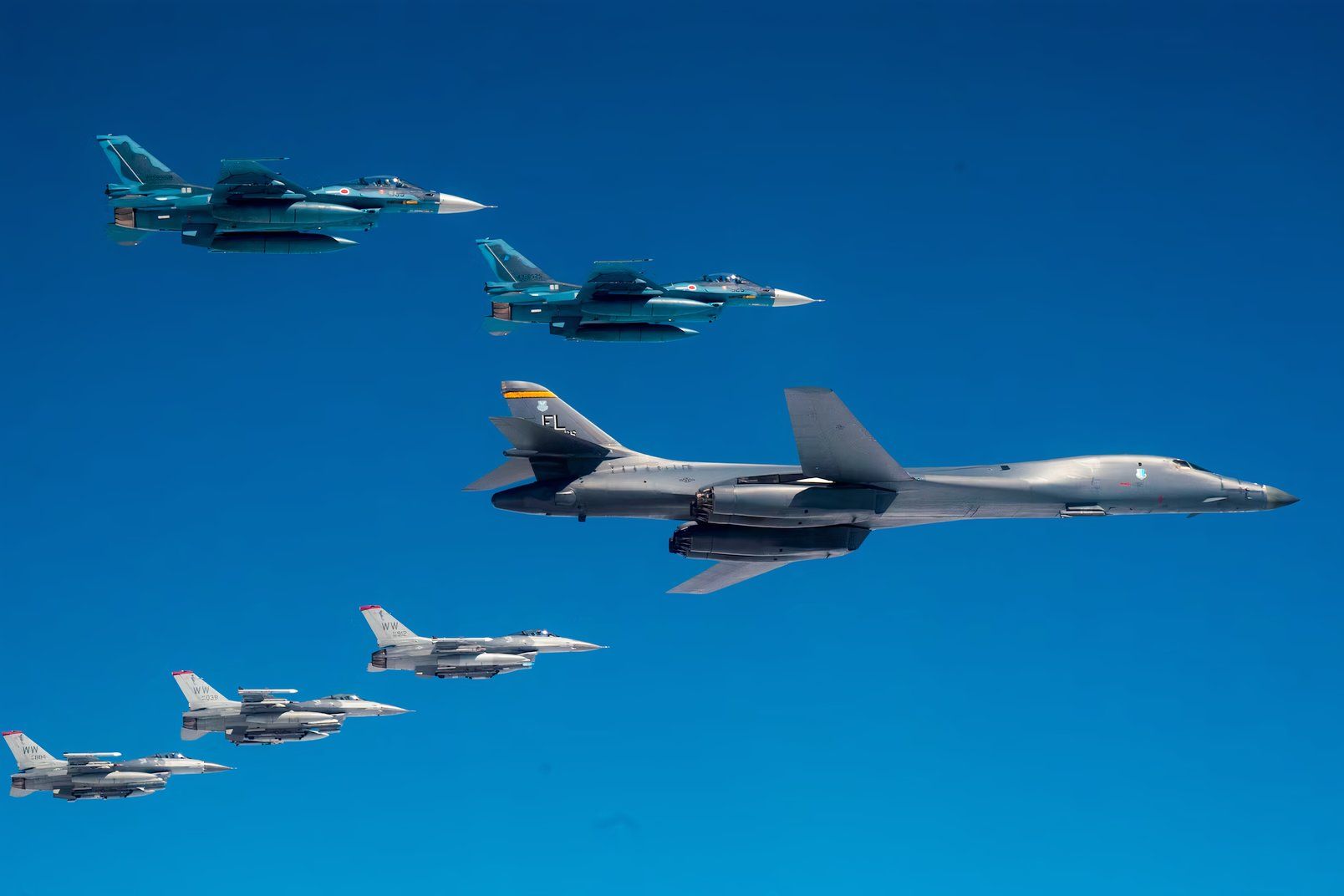 How The Kawasaki P-1’s Electronic Warfare Variant Will Help Japan Deter ...