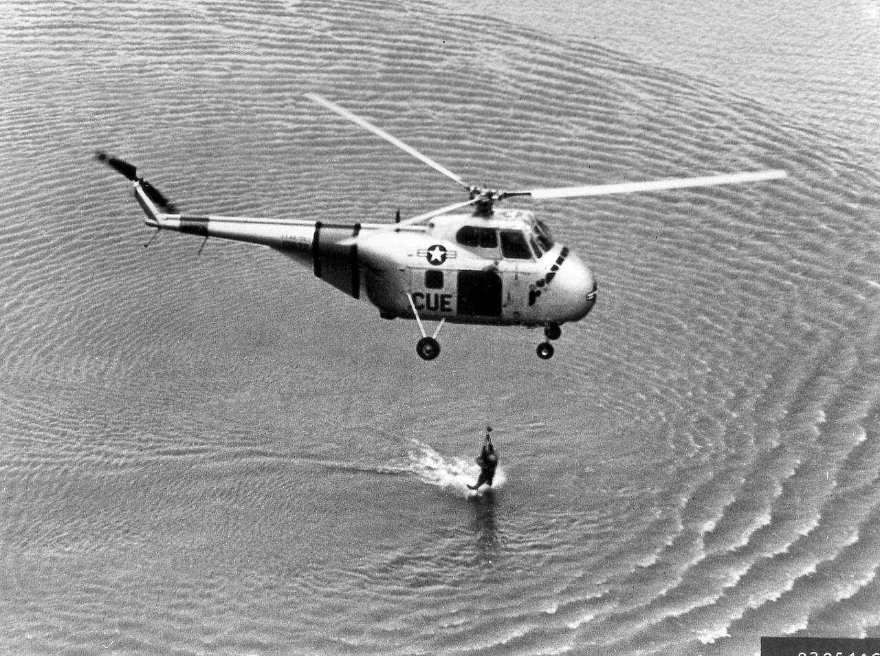 5 Historic US Navy Helicopters