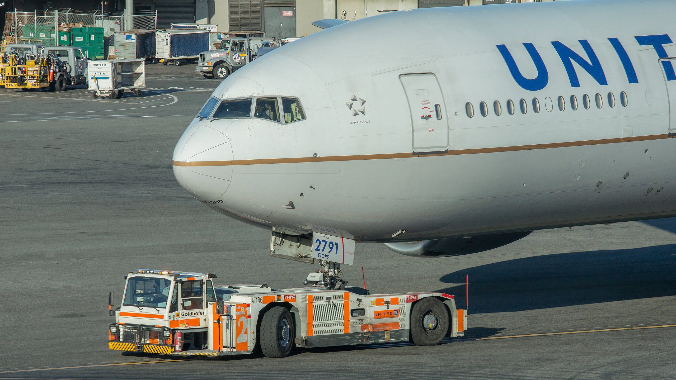 Expensive & Avoidable: 5 Things To Know About Damage From Ground Incidents