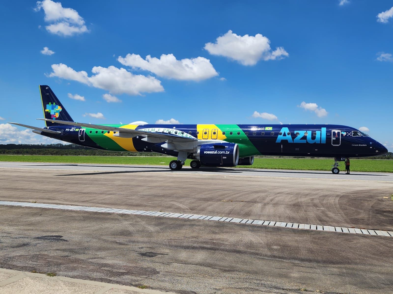 Embraer E2 - Overview | Simple Flying