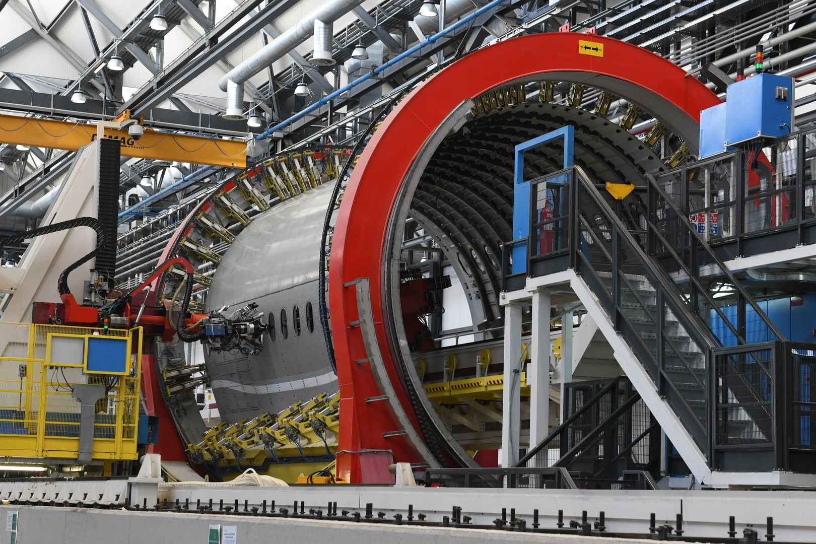 Leonardo Will Approach Unions Over Continued Boeing 787 Dreamliner ...