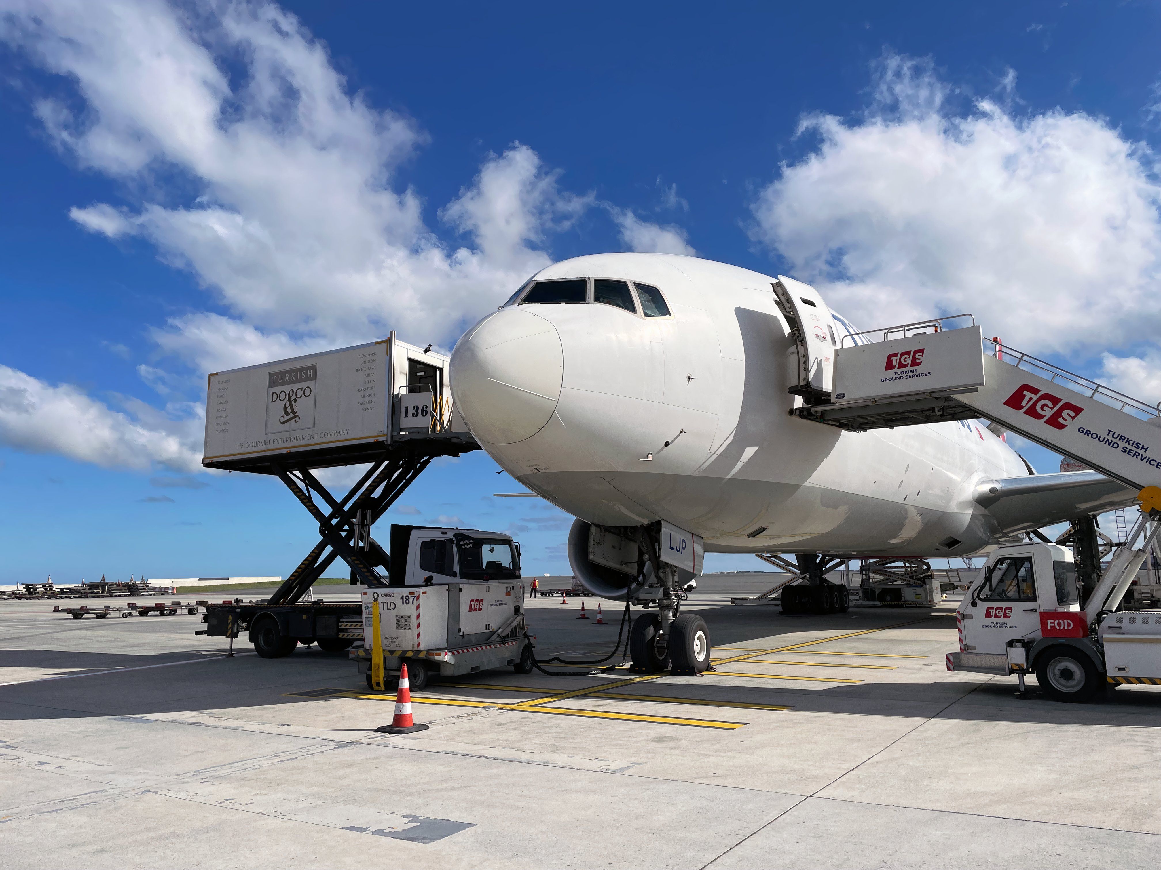 We Explored Turkish Airlines' Huge SmartIST Cargo Handling Center
