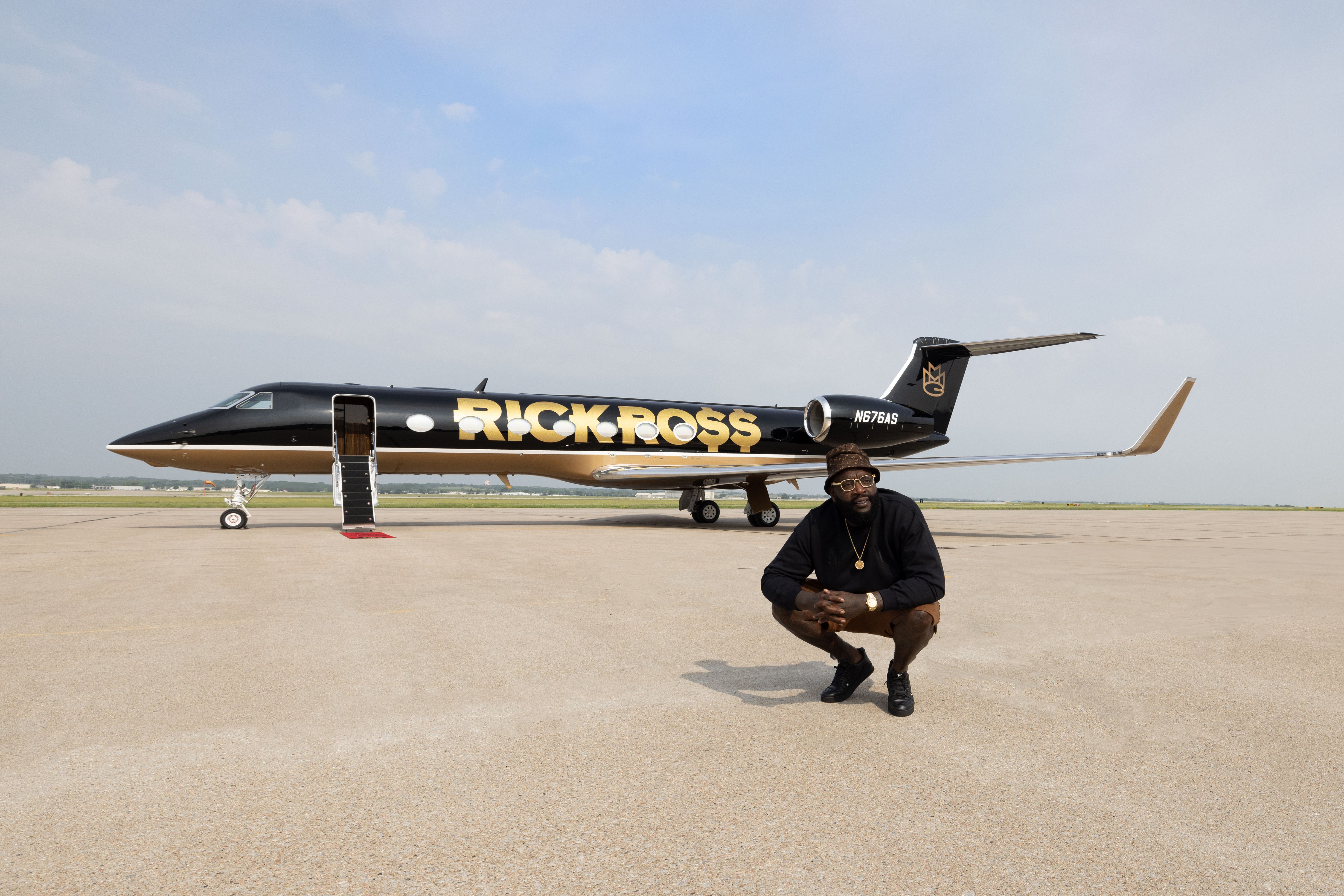 5 Cool Facts About Rick Ross' Gulfstream G550 Private Jet