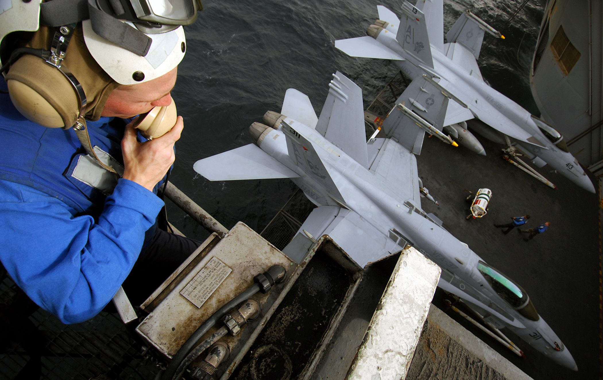 5 Features That Make The F-18 Such A Formidable Fighter Jet