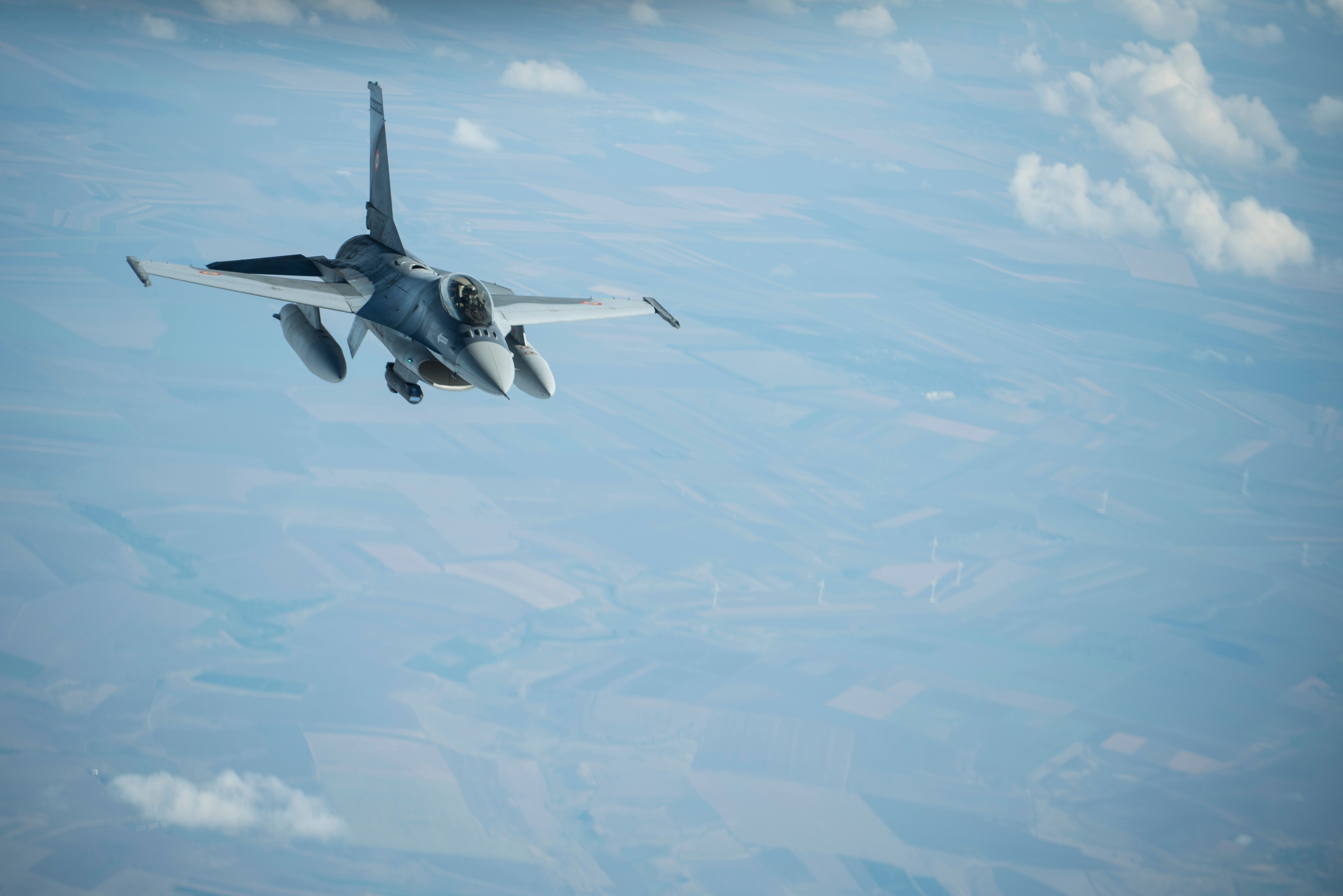 6 Current US Fighter Jets Flying For The Air Force & Navy