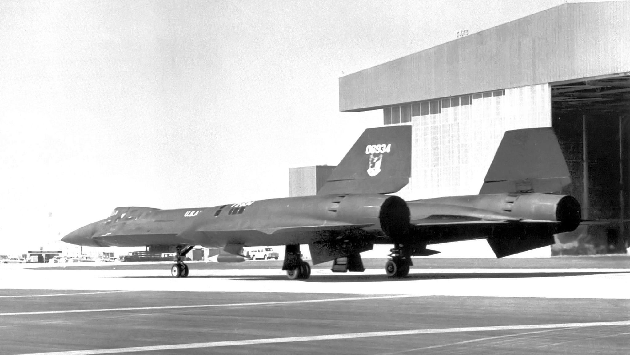 The Story Of The YF-12 Interceptor